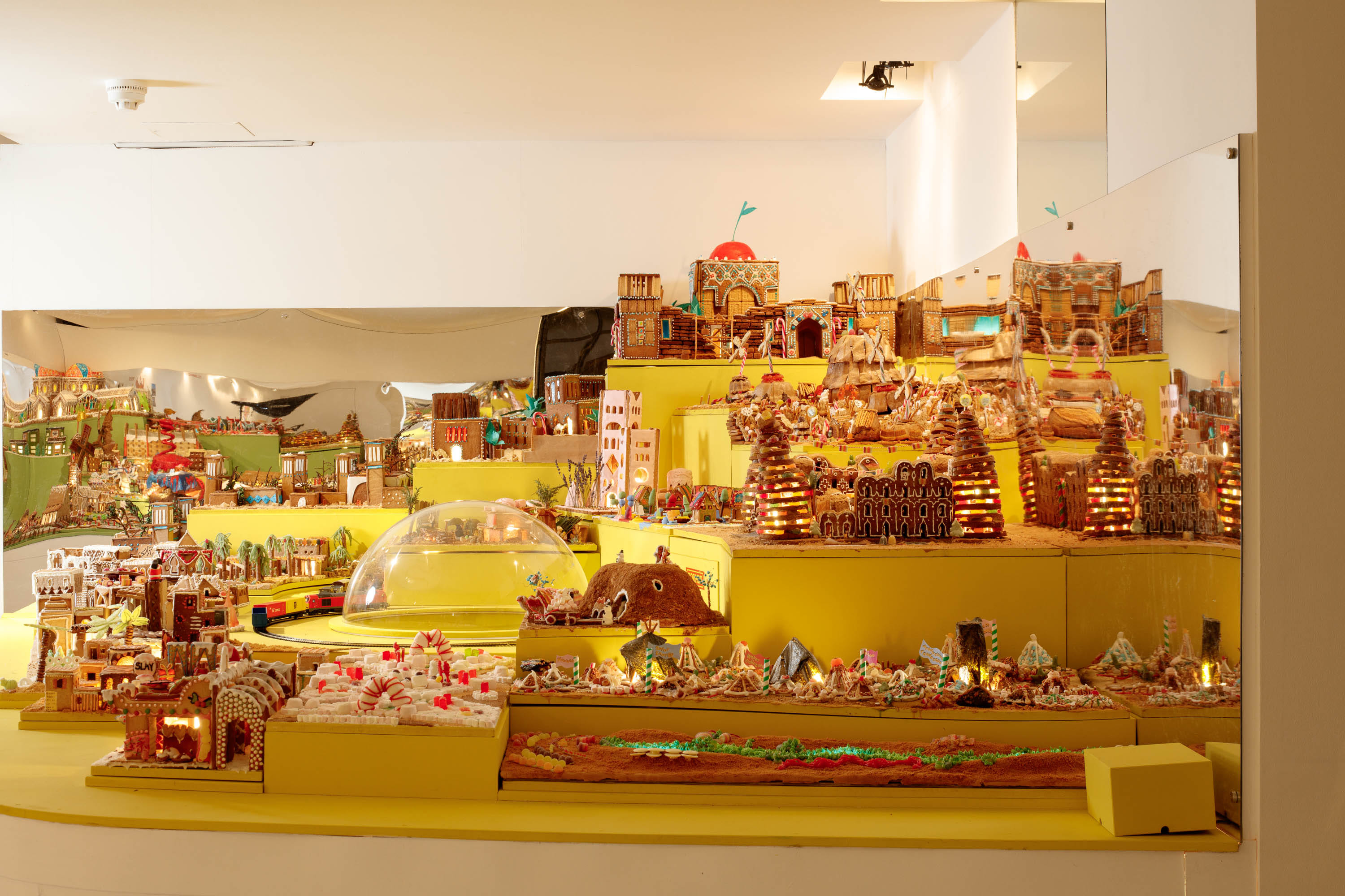 Gingerbread City returns to the Museum of Architecture in London | News ...