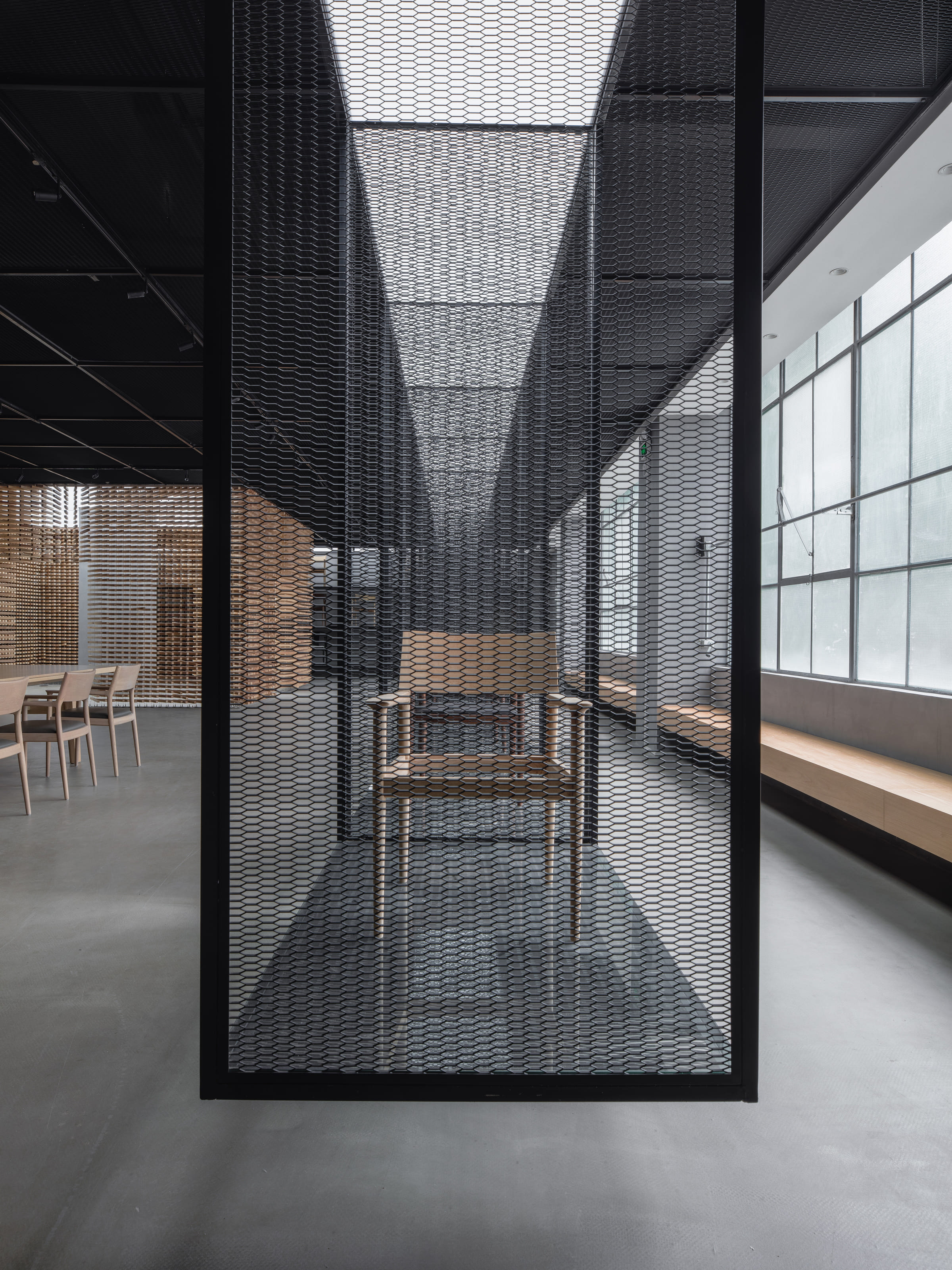 Shenzhen Qizhushe Workshop and Exhibition Space by YI+MU ｜Spiritual ...