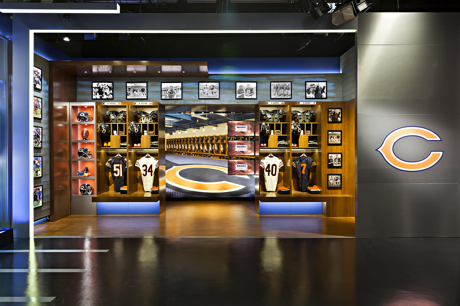 Chicago Bears Headquarters & Studio | Provost Studio | Archinect