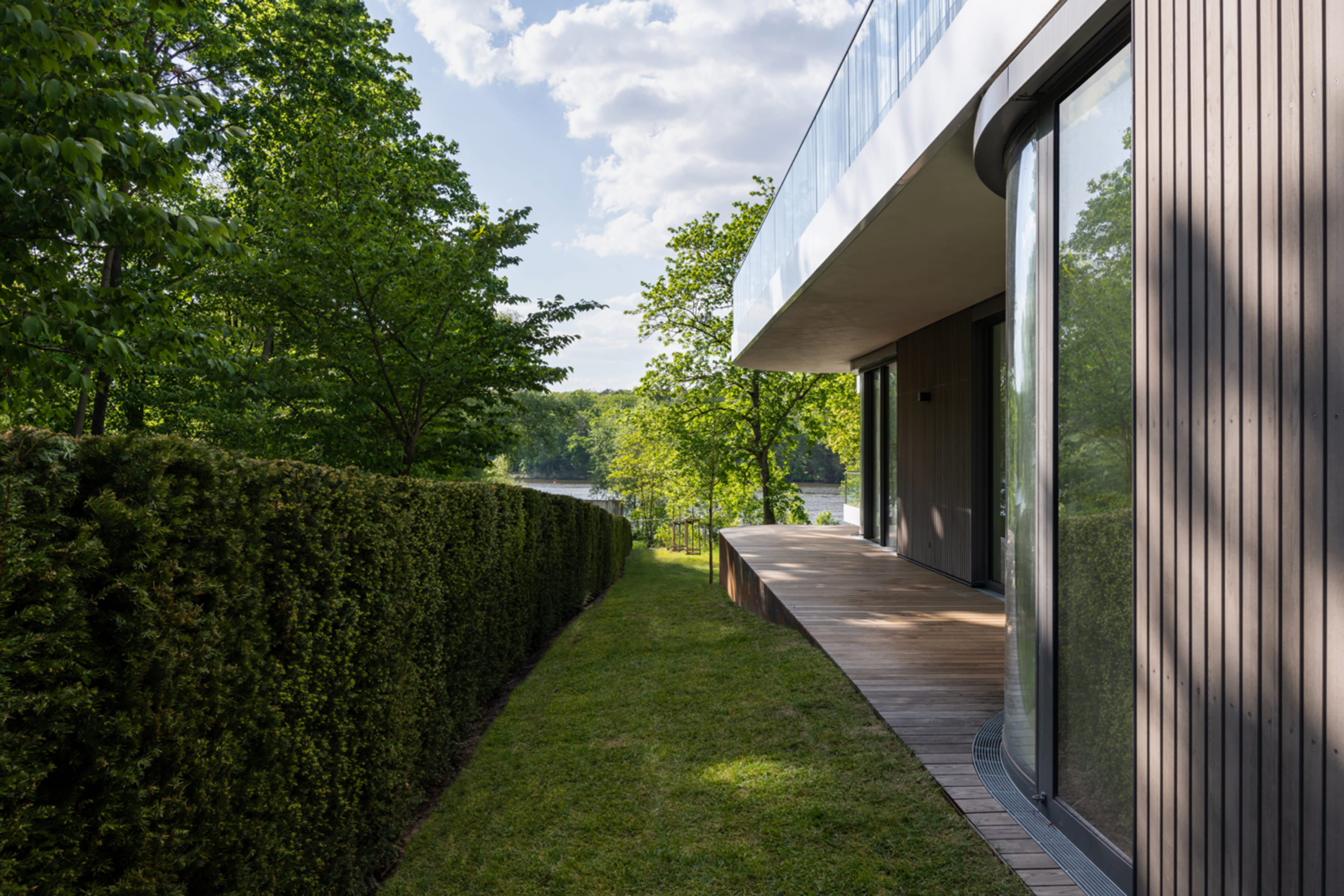 Multi-family house at Griebnitzsee, Berlin | Tchoban Voss Architekten ...