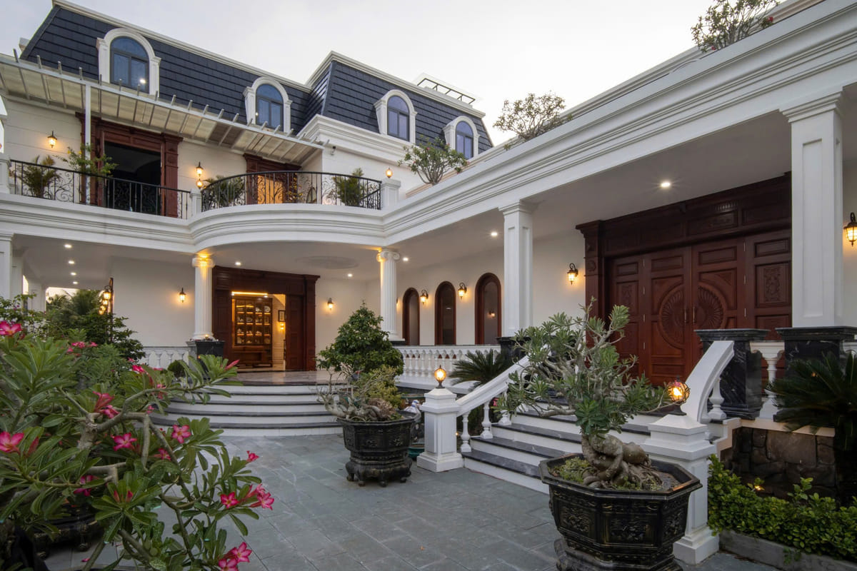 White Villa: An Architectural Heritage Amidst the Coconut Forests of ...