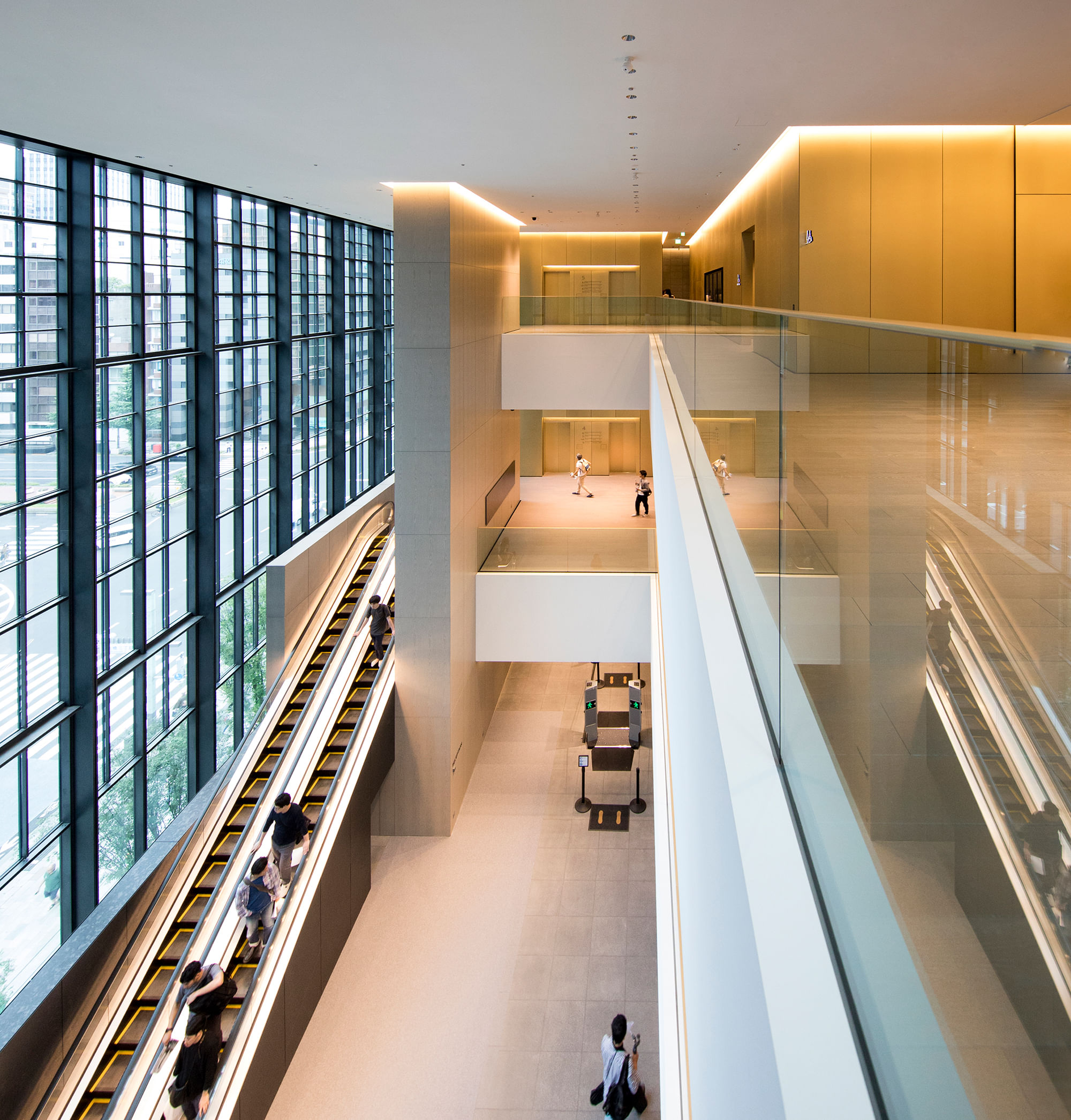 The Museum Tower Kyobashi: skyscraper connecting the city with the ...