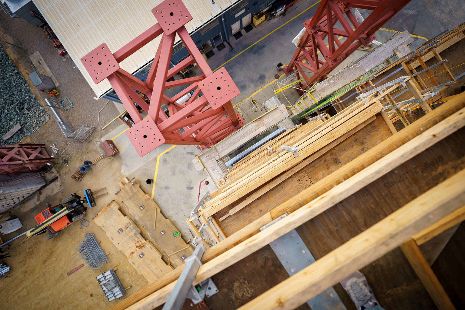 World’s tallest full-scale building earthquake test takes place at UC ...