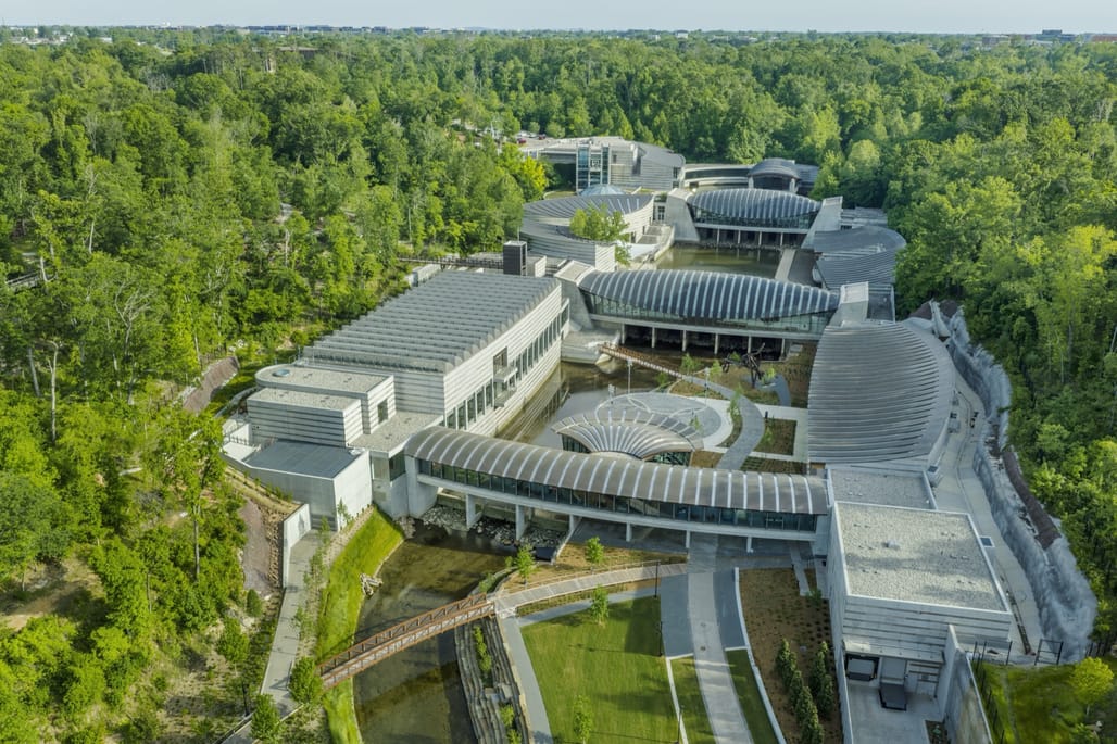 Inside Safdie’s new Crystal Bridges Museum expansion that bridges over ...