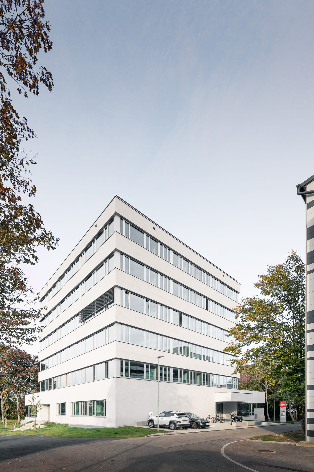 EBS – Electronic Based Systems Center | AllesWirdGut | Archinect