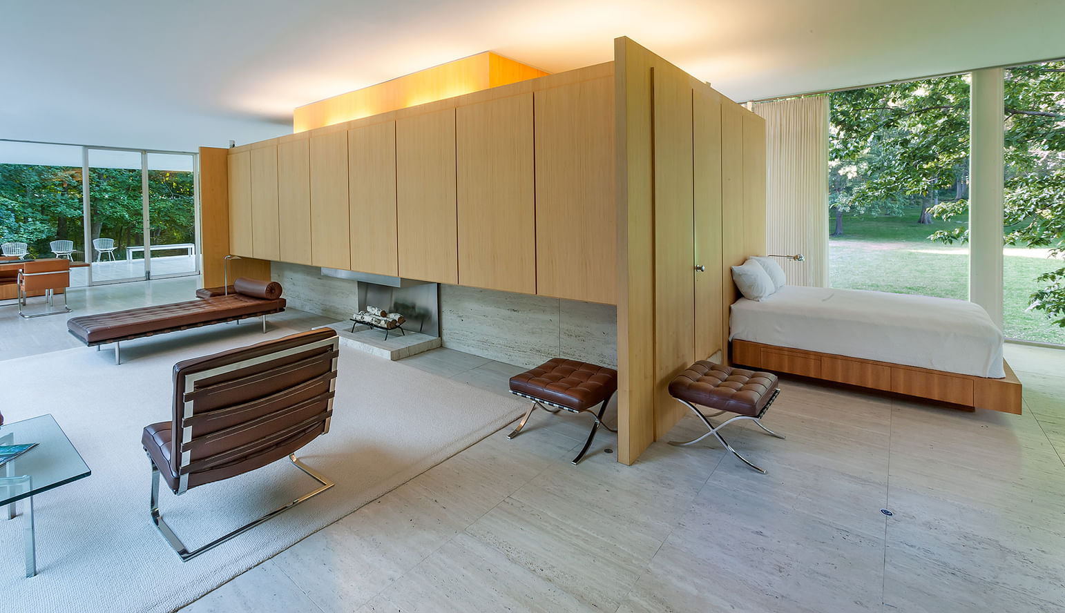 Edith Farnsworth House: Name change emphasizes Farnsworth’s role in ...