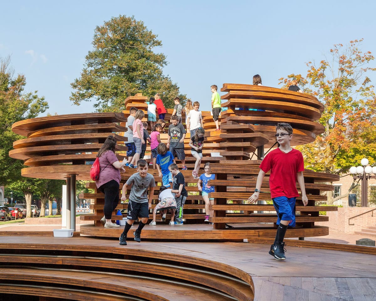 Conversation Plinth | TSKP x ikd | Archinect