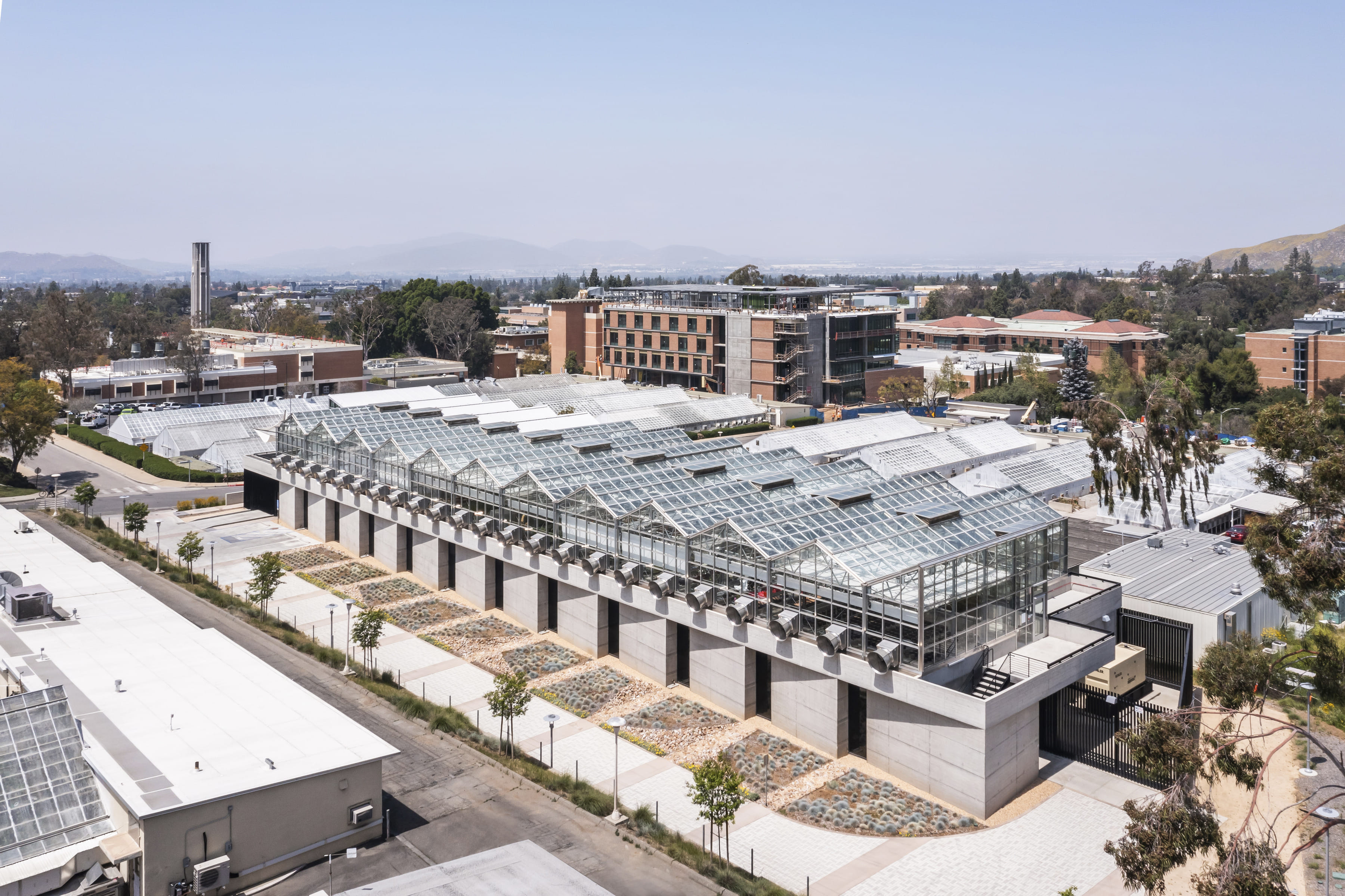 Perkins&Will's new plant research facility opens at UC Riverside | News ...
