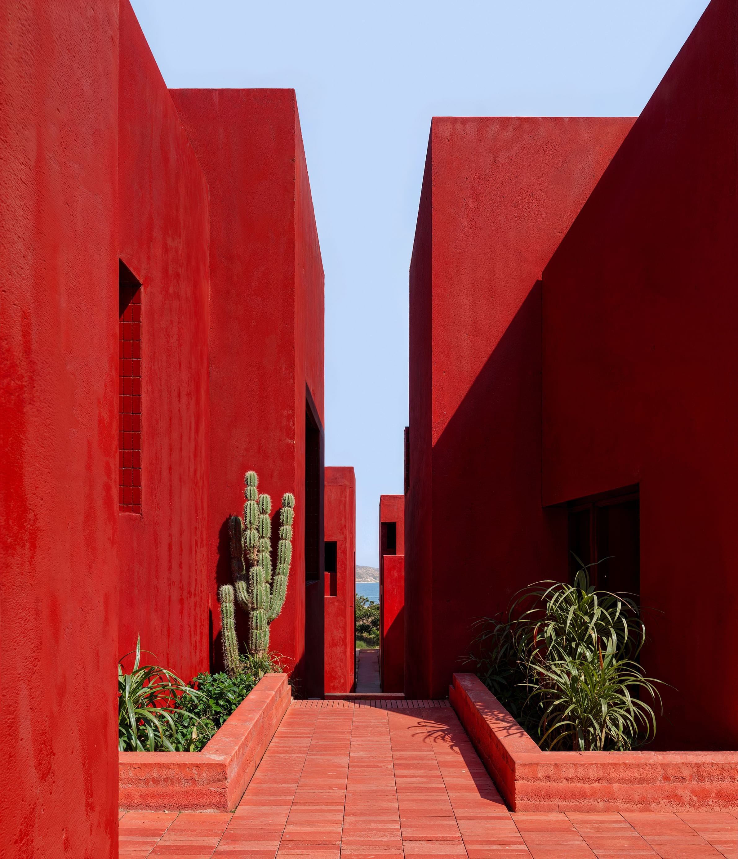 Bofill Taller de Arquitectura's new seaside resort stuns in Albania ...