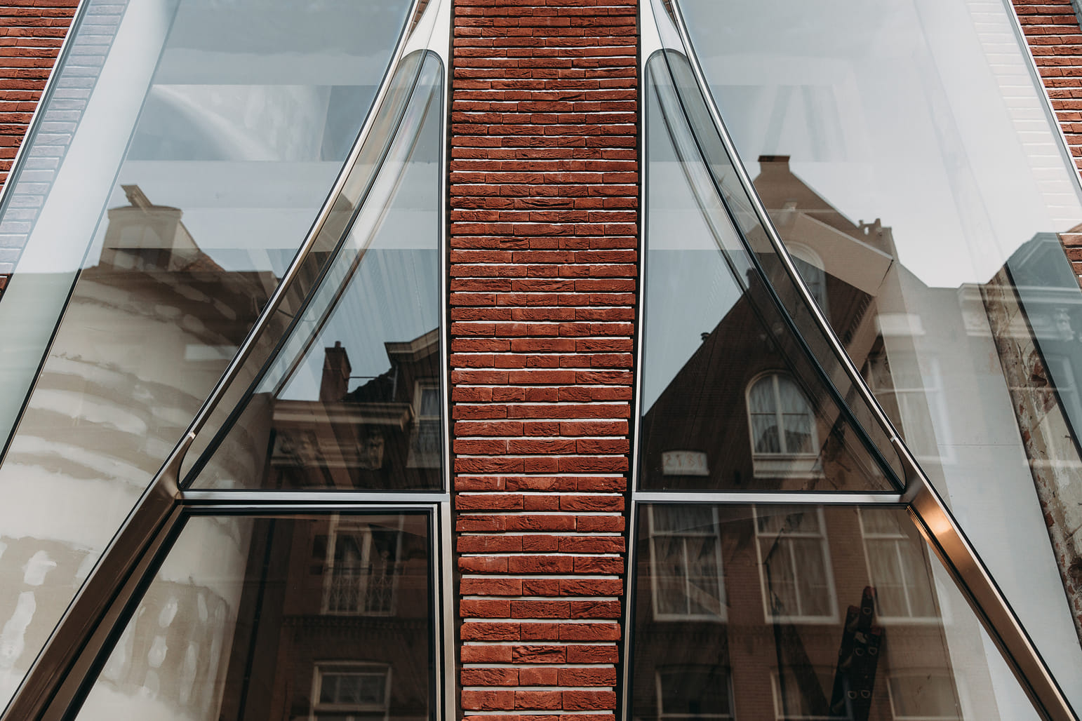 UNStudio's new facade renovation in Amsterdam showcases a playful ...