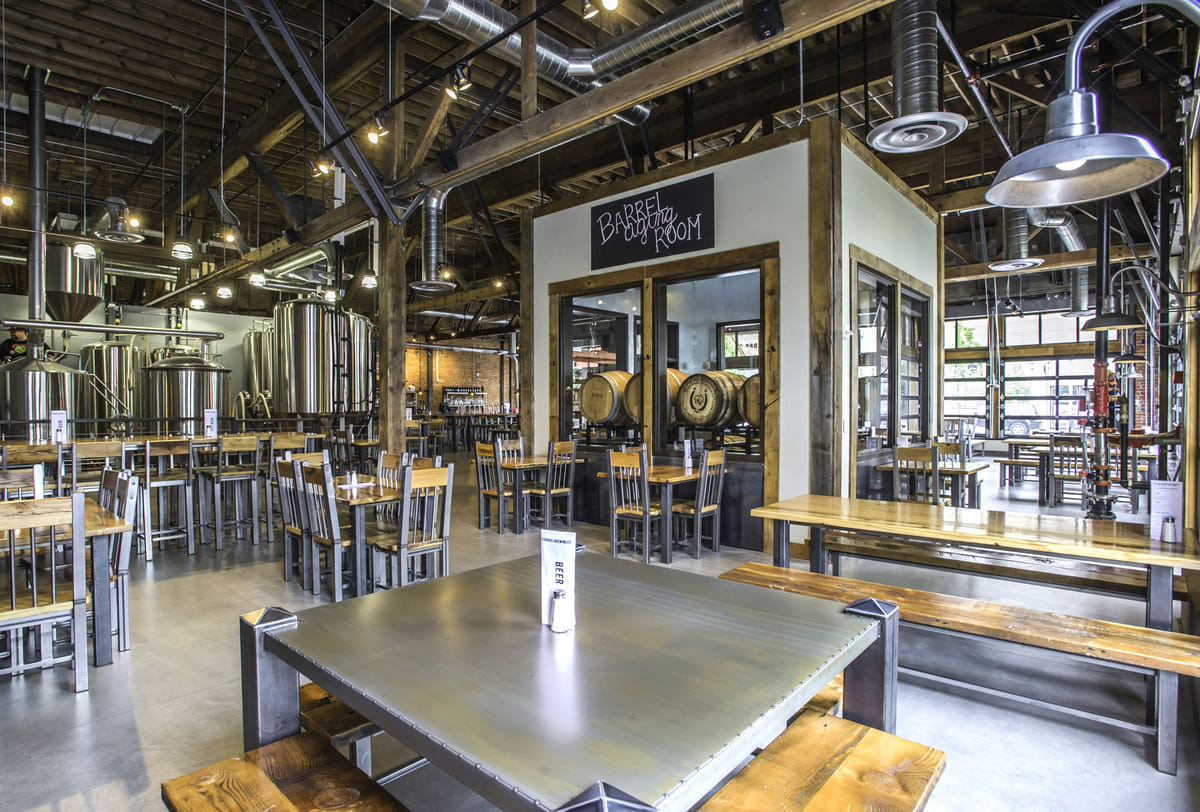 10 Barrel Brewing Co. | Cushing Terrell | Archinect