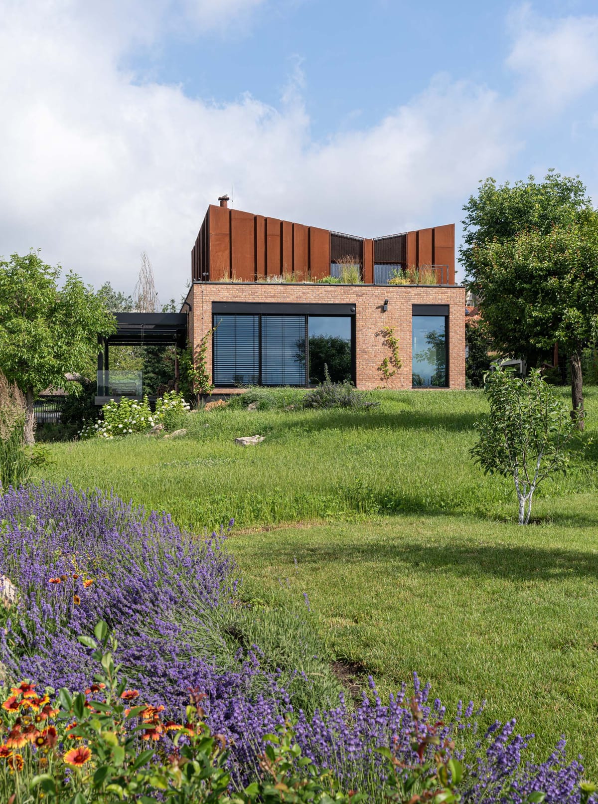 MRIIA HOUSE | MAKHNO Studio | Archinect