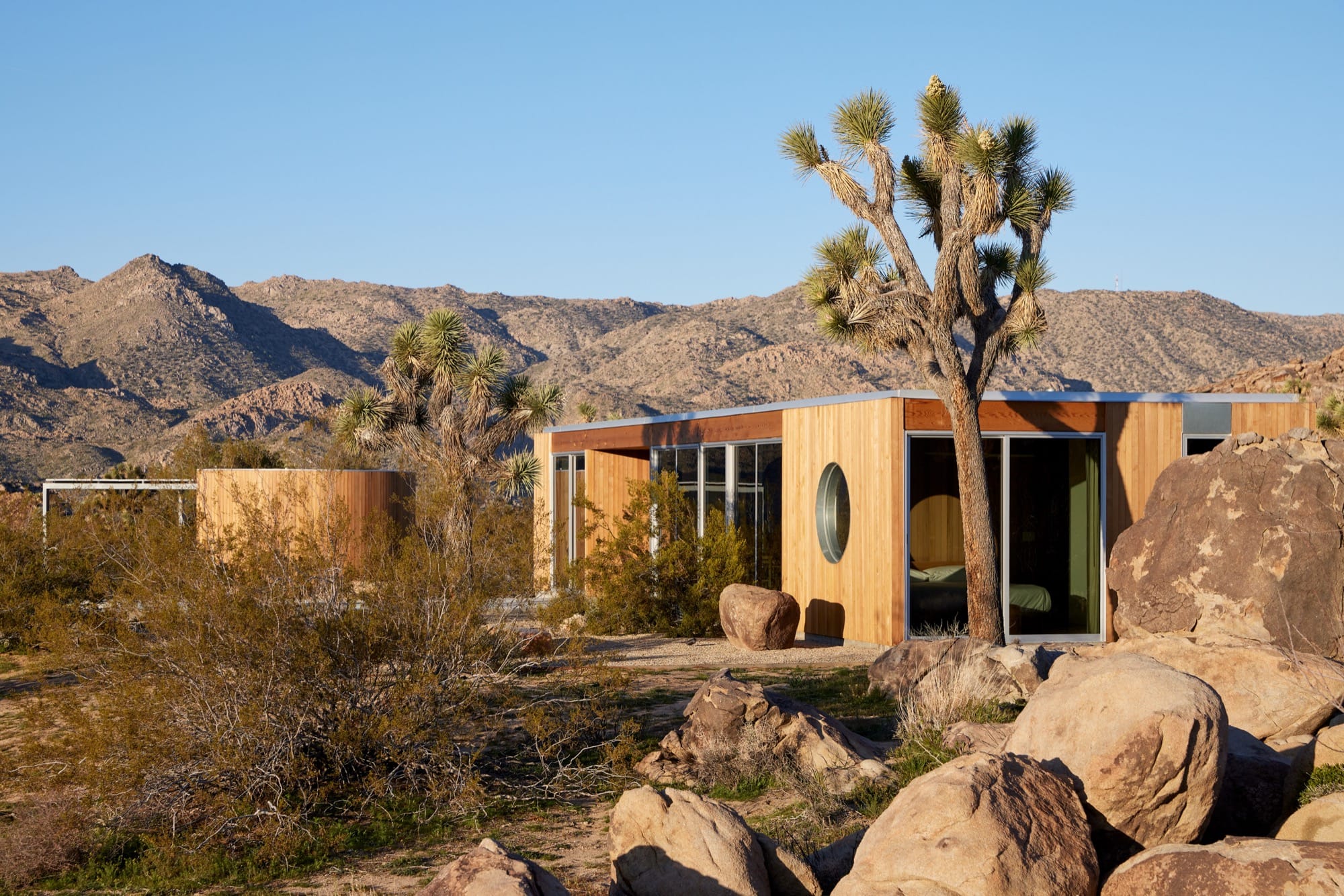 IOAN’s Joshua Tree residence sets natural materials against a desert ...