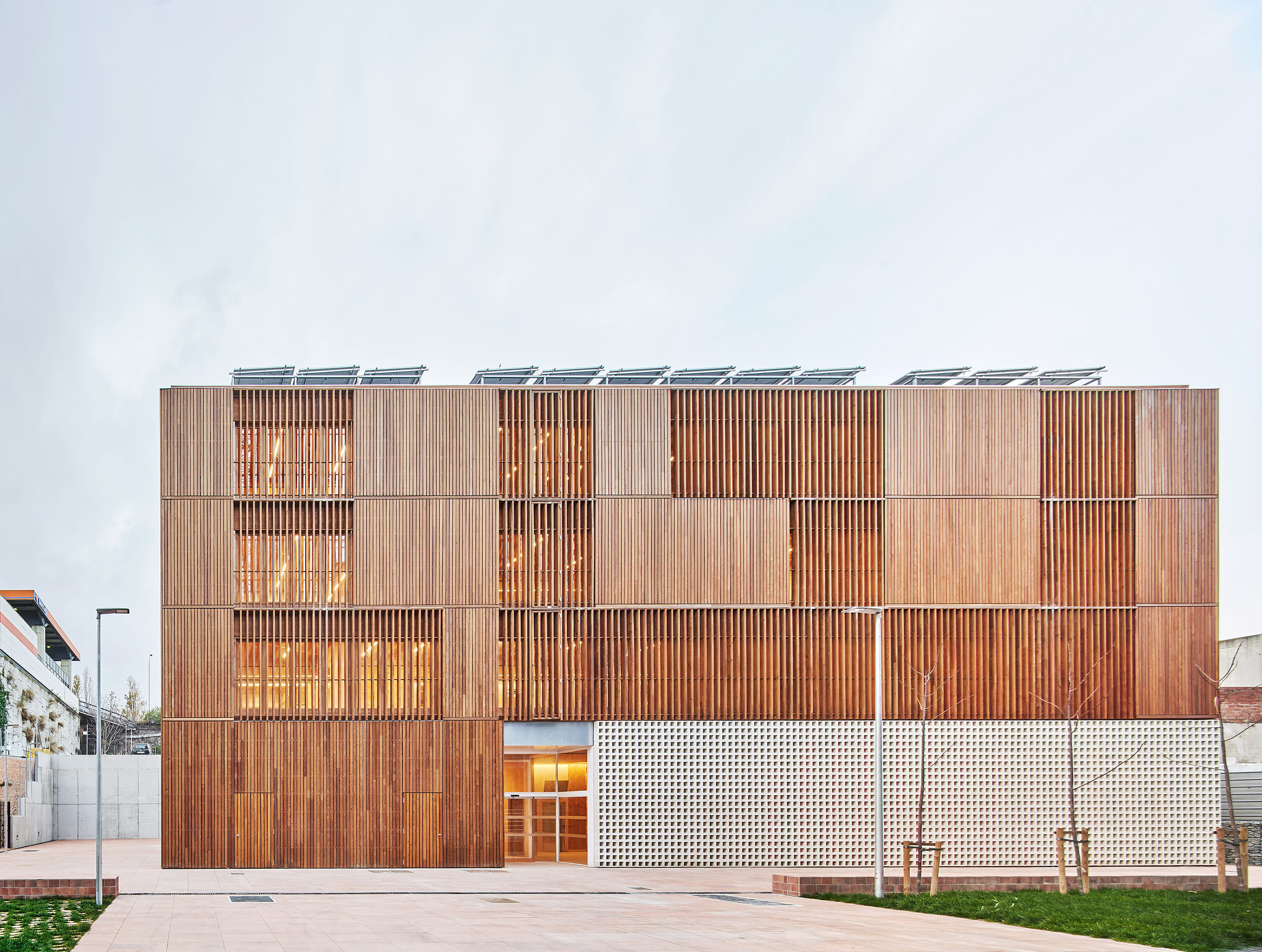 New timber building by Haz Arquitectura employs a range of sustainable ...