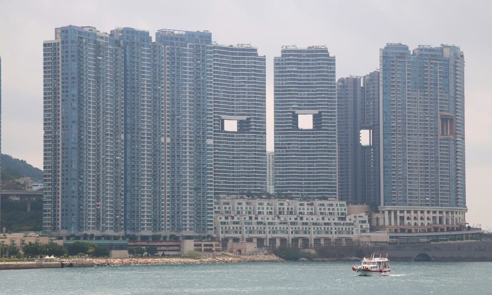 Dragon-proofing: why skyscrapers in Hong Kong have holes | News | Archinect