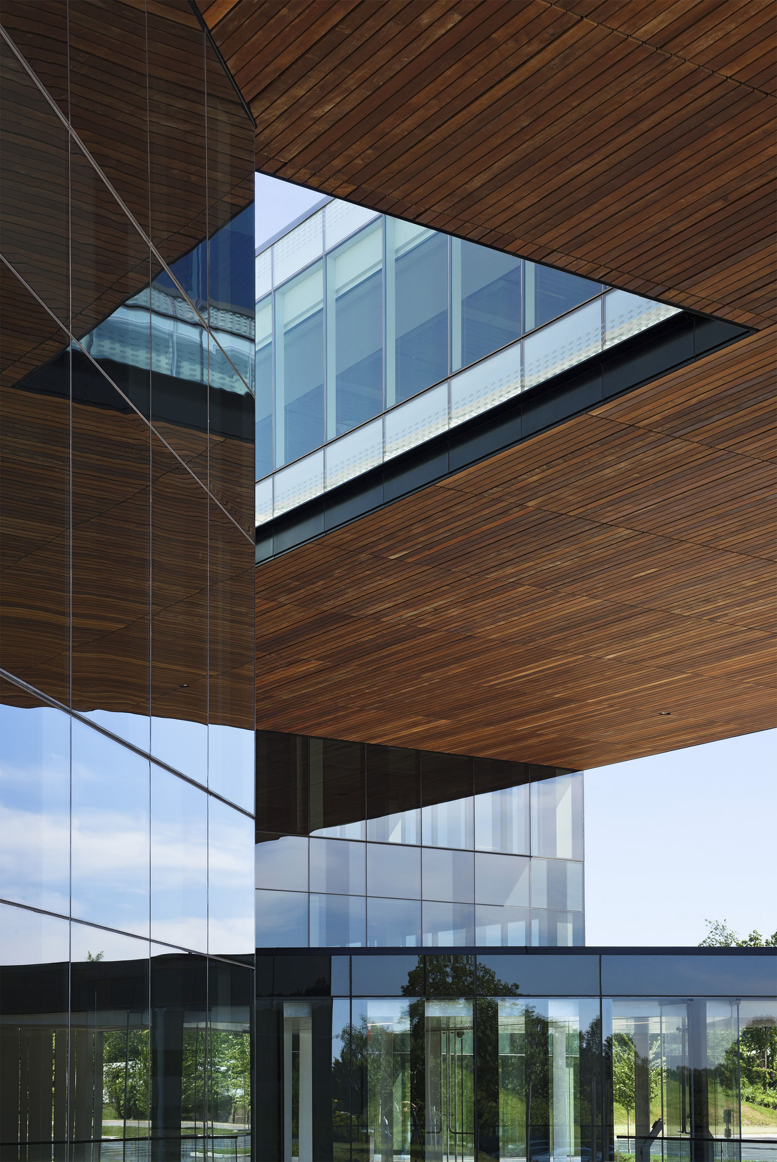 10 new examples of glass in architecture for your Friday inspiration ...