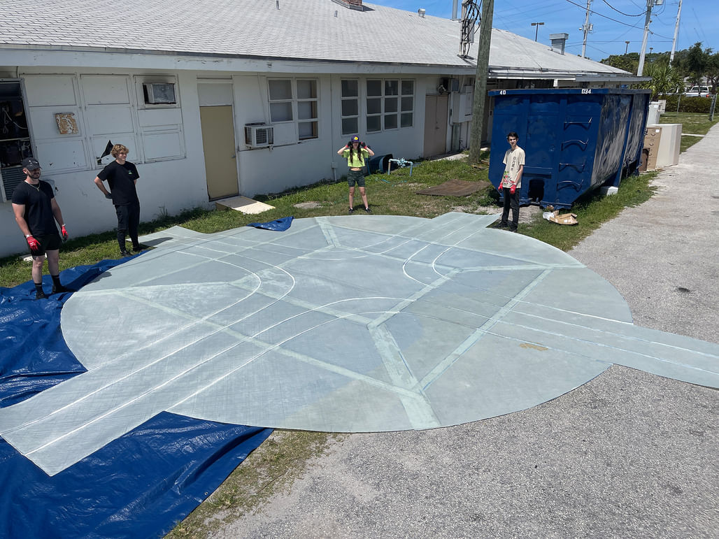 Florida Atlantic University's Joseph Choma leads students to explore ...