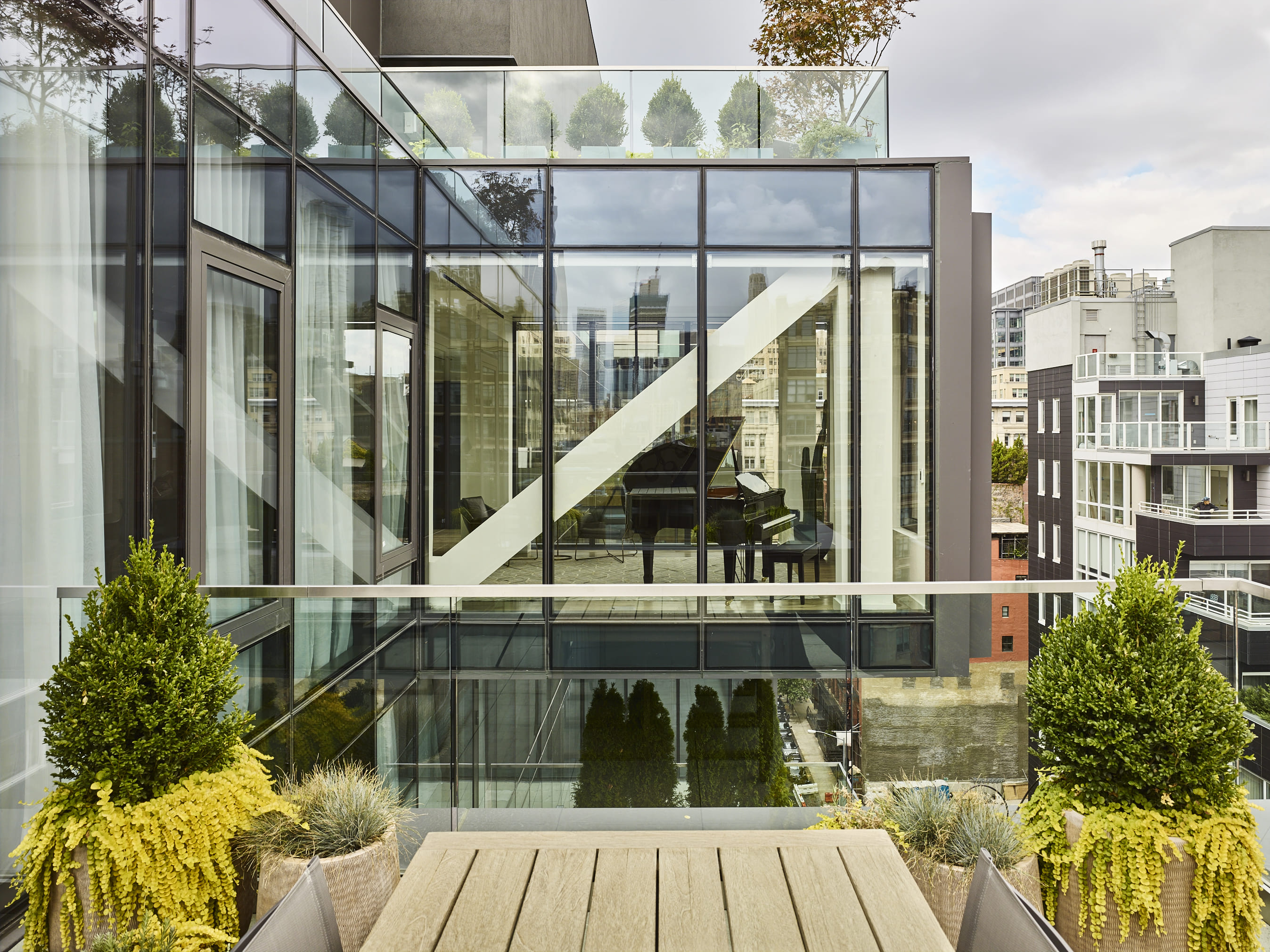 ODA's new condo building 15 Renwick Street "combats cold modernism ...