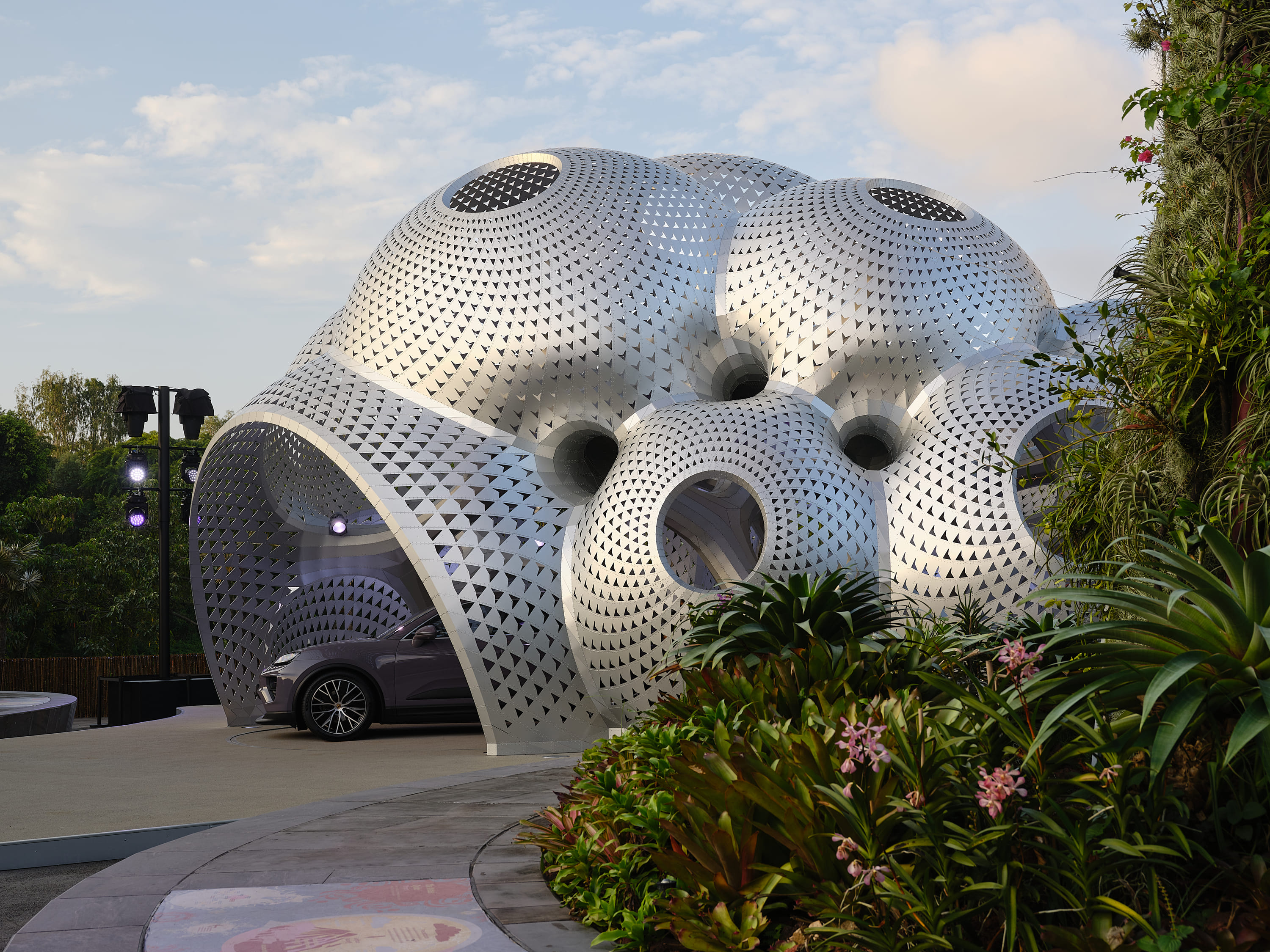 Marc Fornes/THEVERYMANY teams with Porsche for illuminating new ...