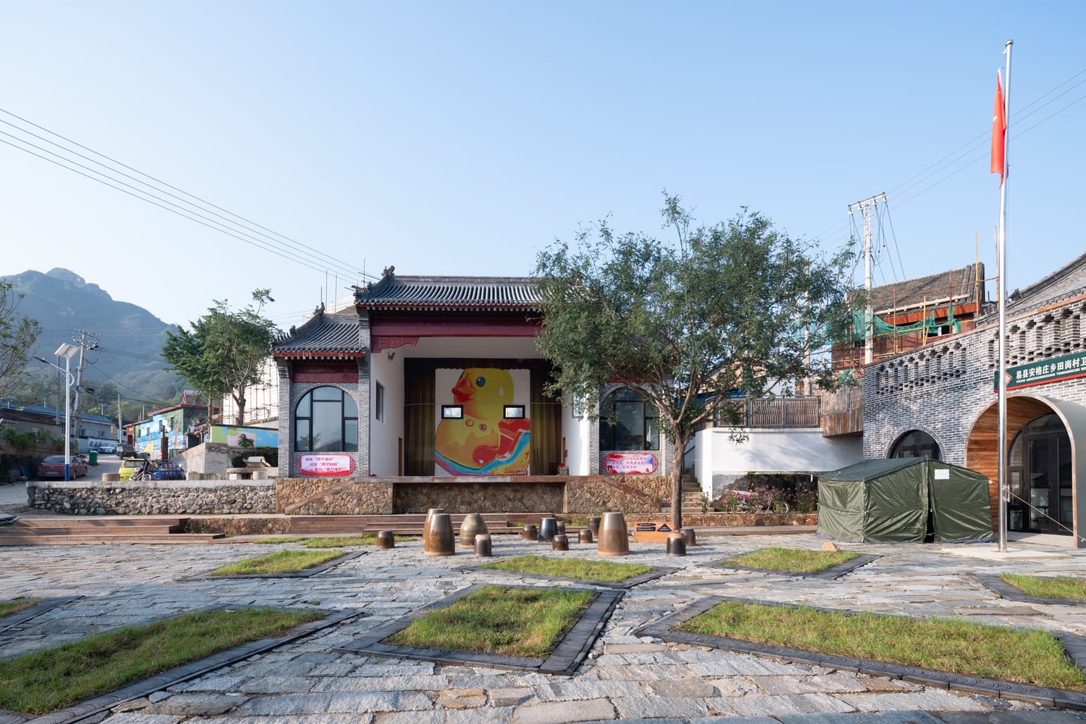 SYN Architects reactivates rural Chinese village hall through an ...