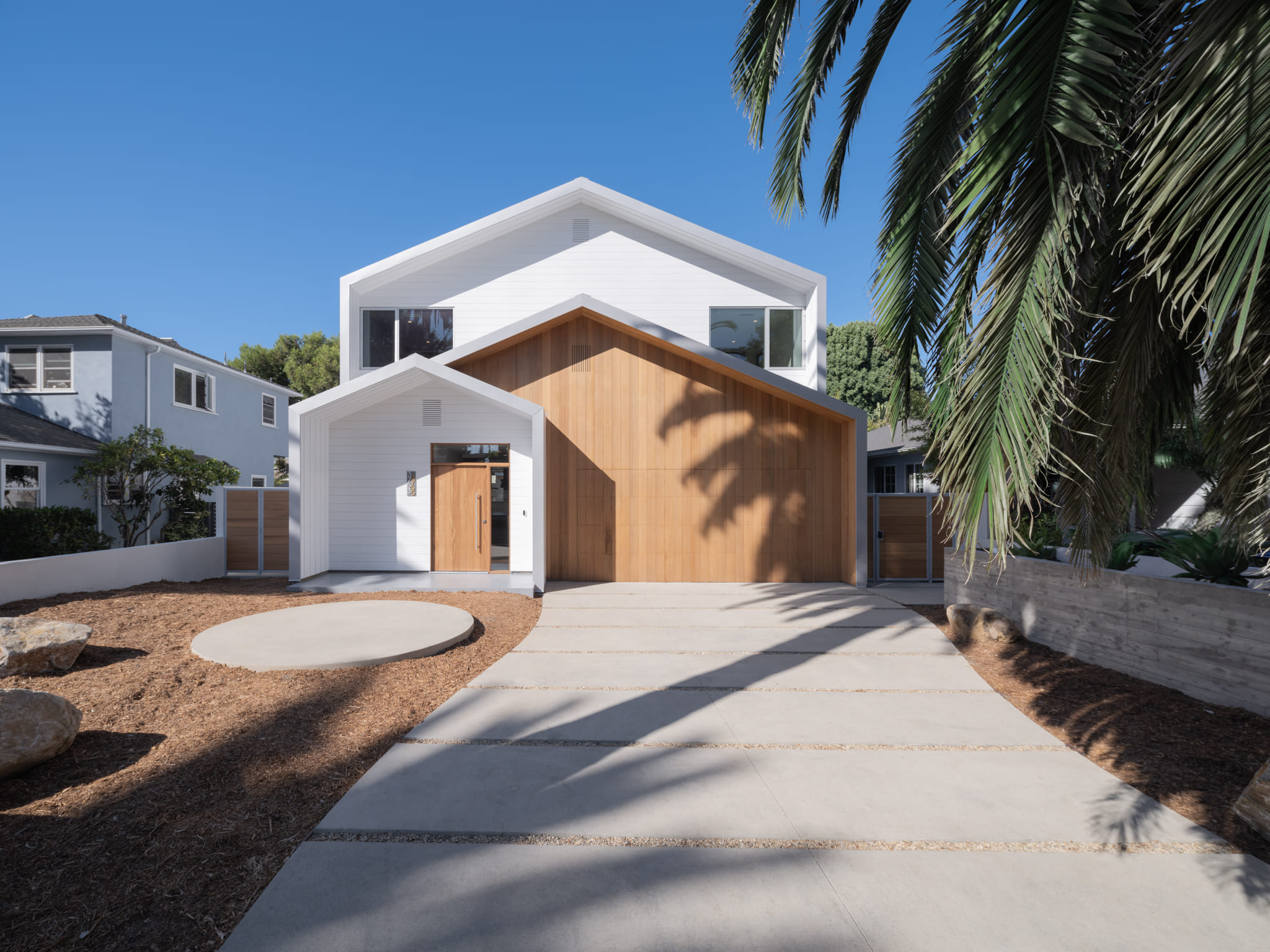 Gable Gable Gable | Yu2e, Inc. | Archinect