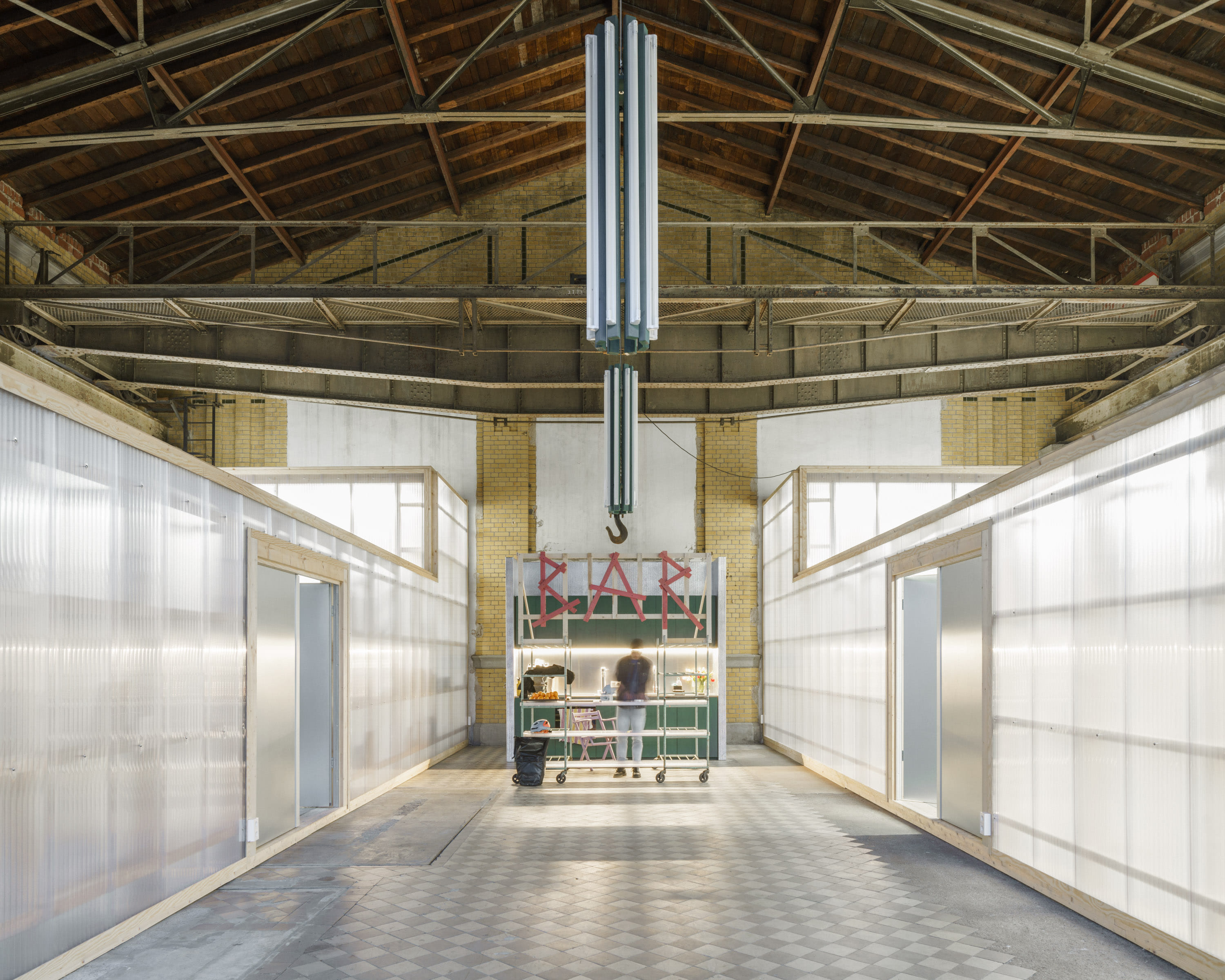 Maschinenhalle- Renovation of a listed machinery hall and convention ...
