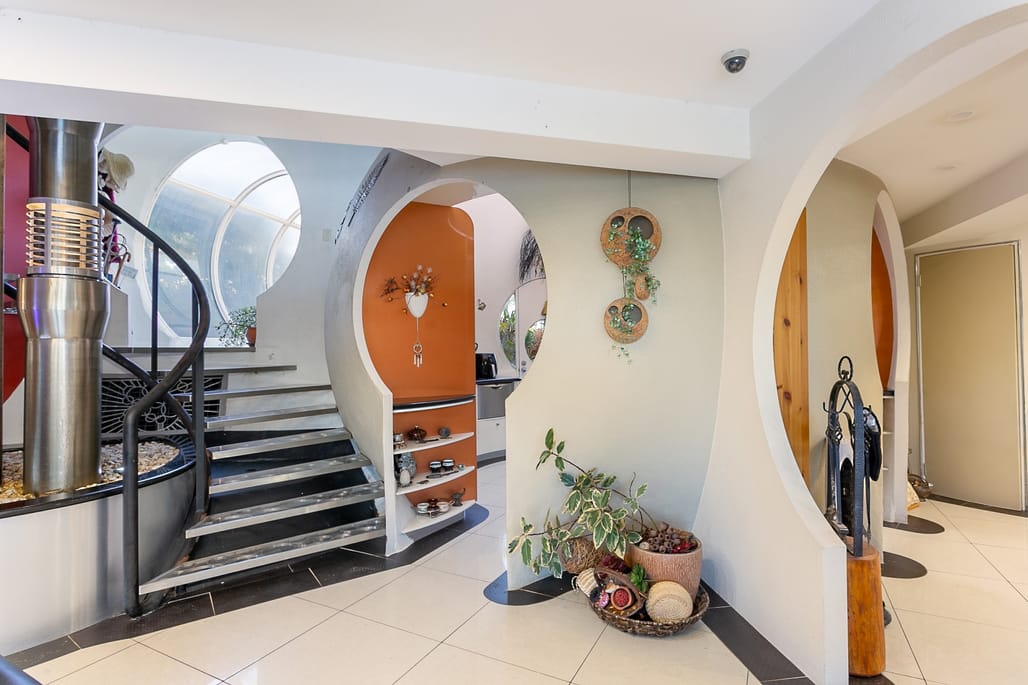 Architect-built concrete bubble house in Australia is for sale | News ...