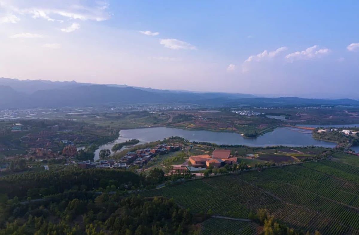 Red Stone Formation, Yunnan Dongfengyun Art Center | line+ | Archinect