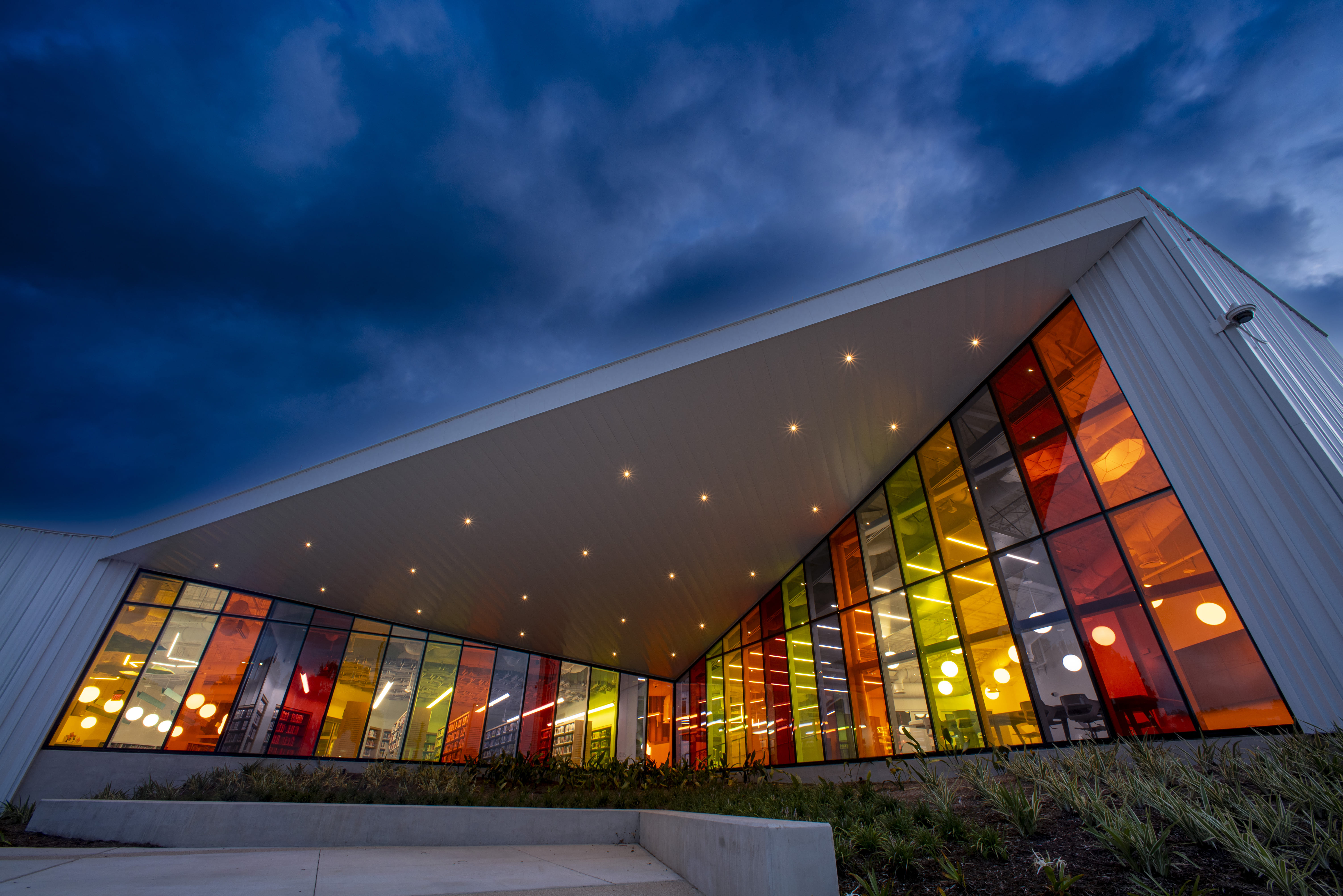 Dr. Shannon Walker Neighborhood Library | BRAVE/architecture | Archinect