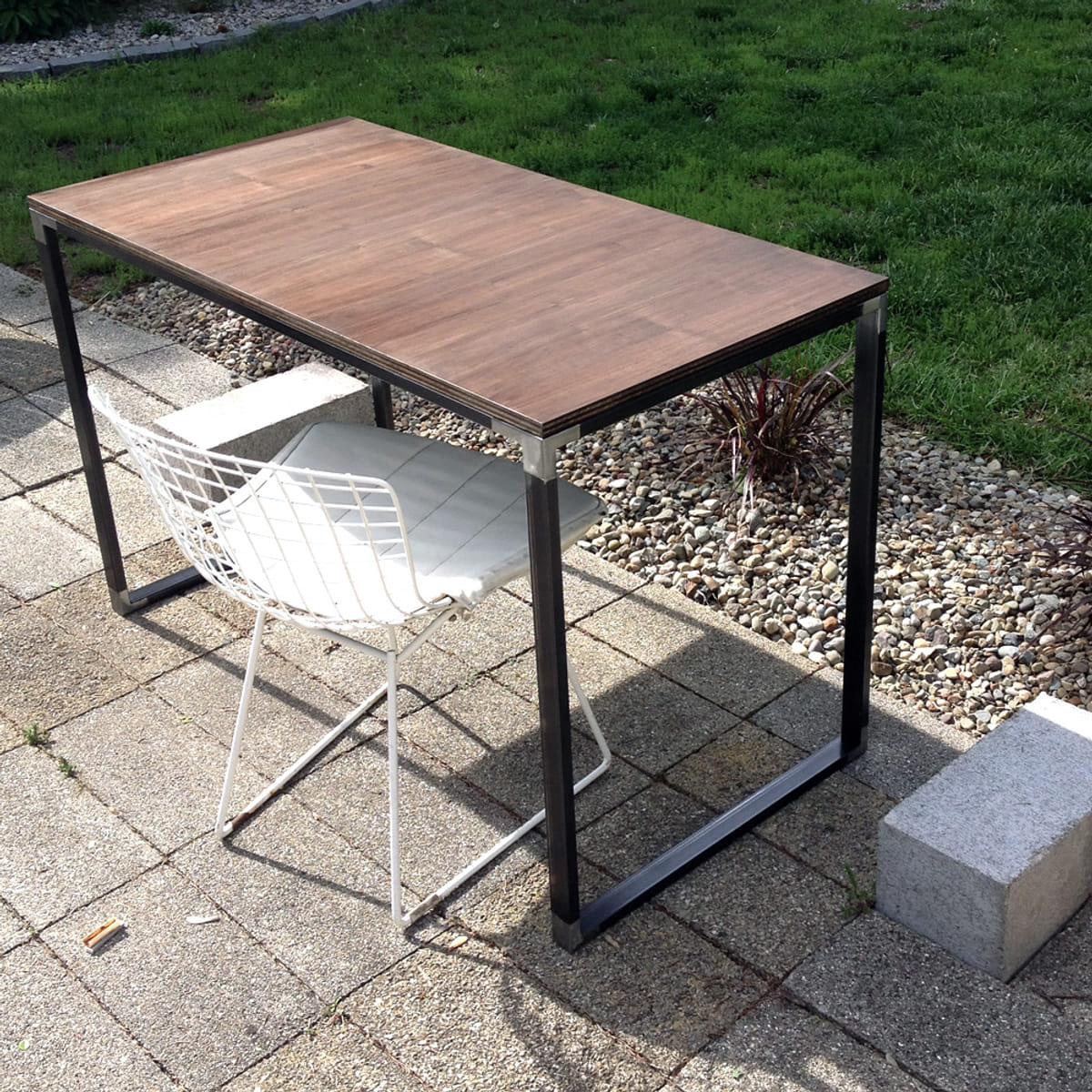 Steel Tube Table | SYNECDOCHE | Archinect