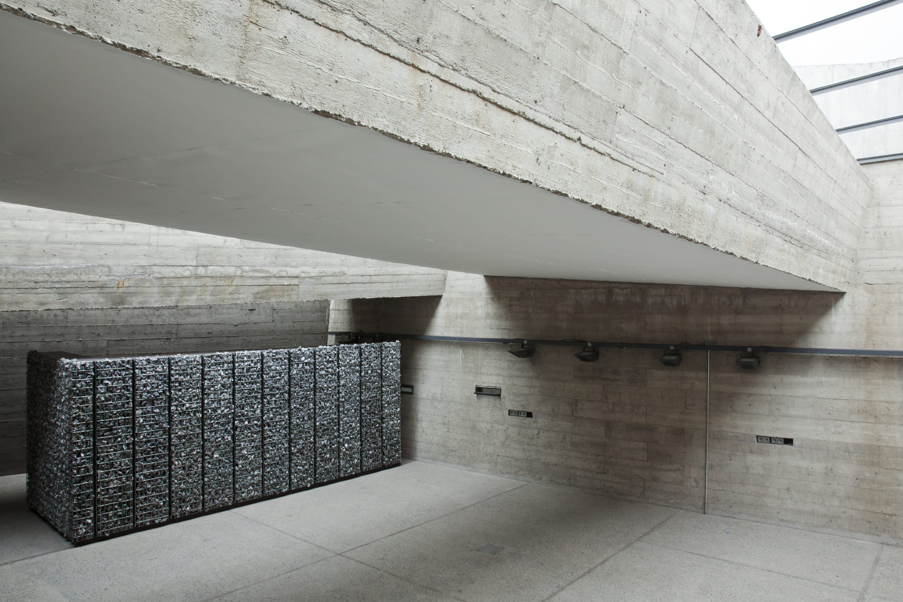 A minimalist Spanish concrete church wins the 'Frate Sole ...