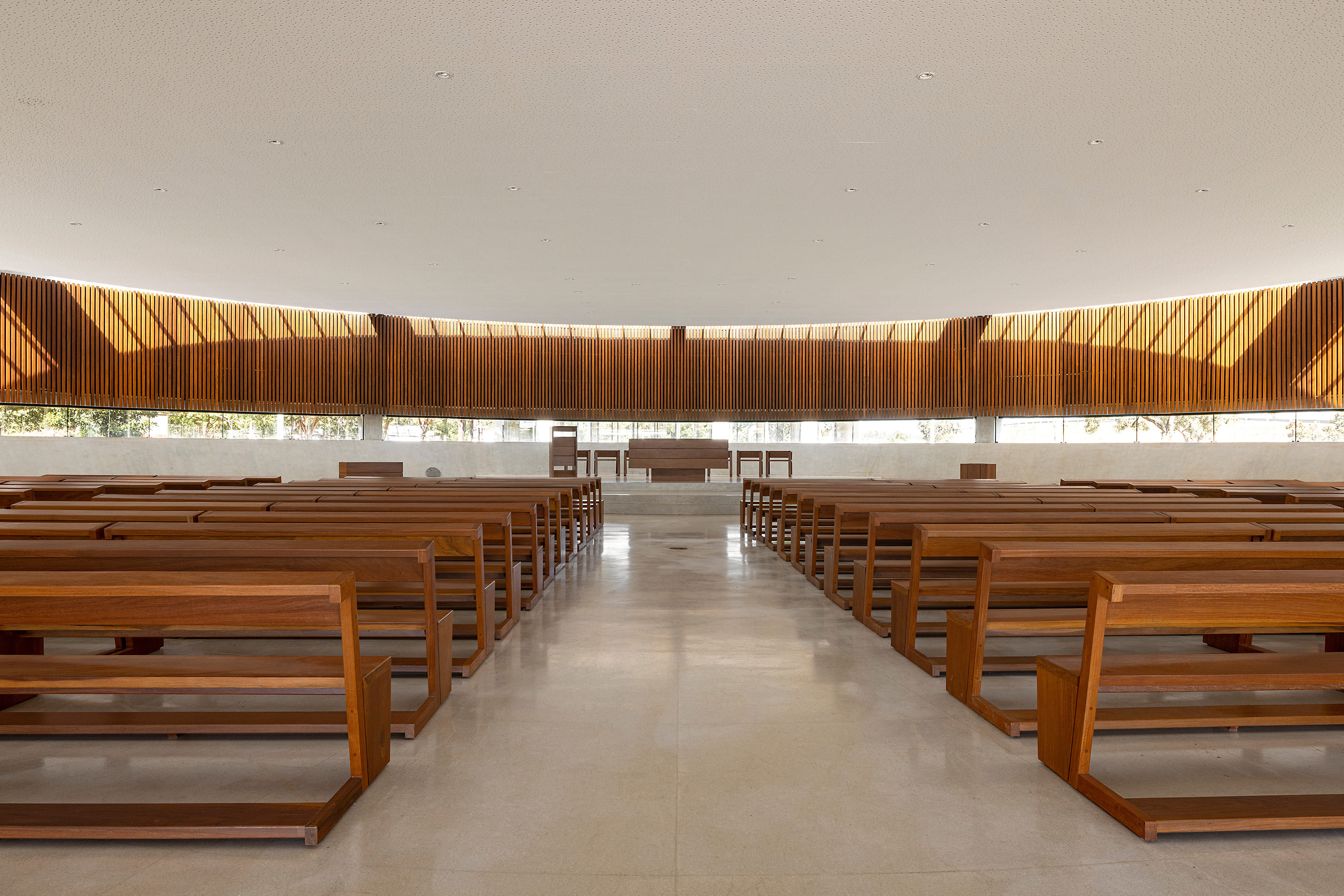 ARQBR Arquitetura e Urbanismo brings a circular concrete church to ...