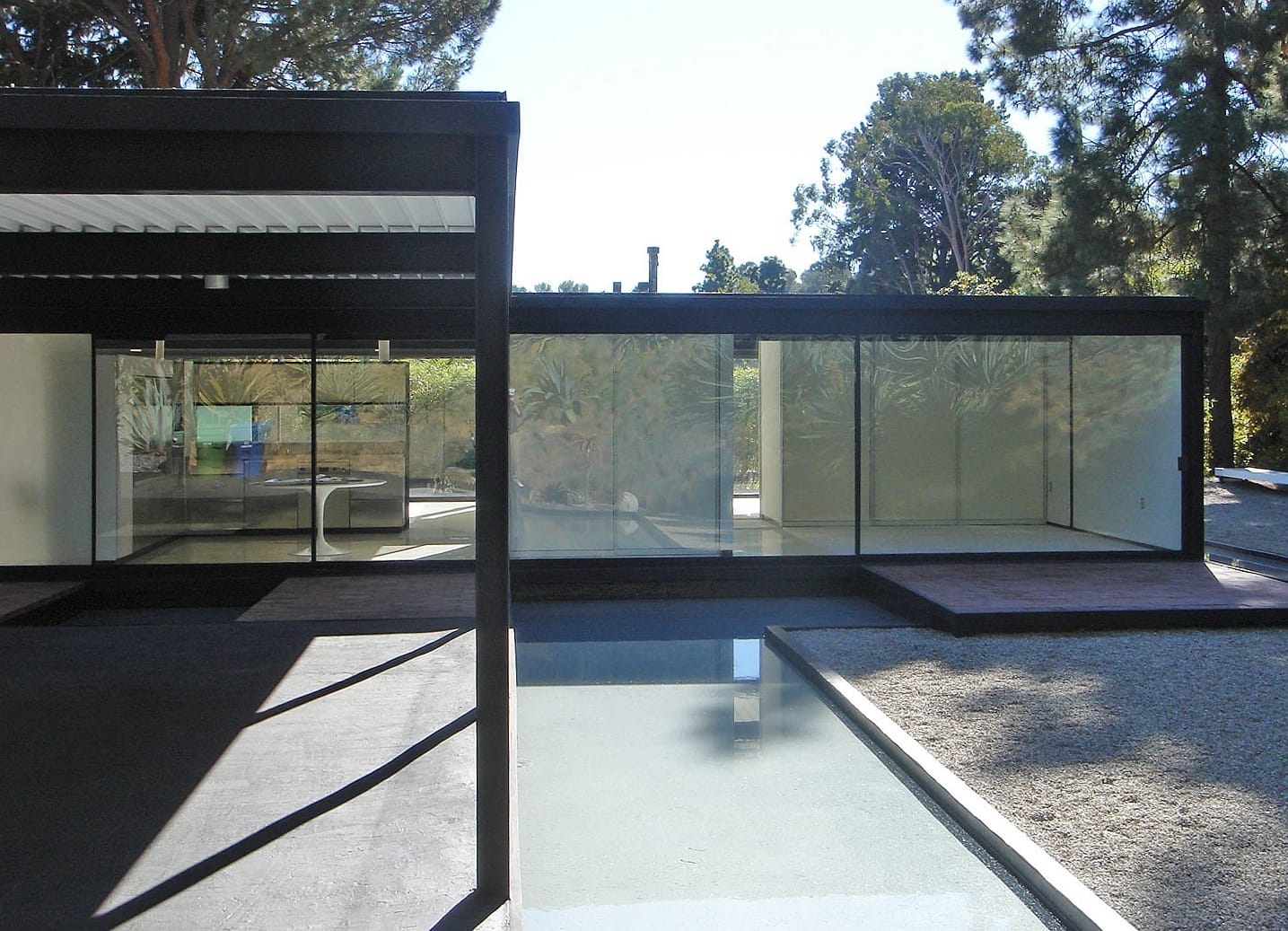 Rehabilitation of Pierre Koenig's Case Study House #21 will restore its ...