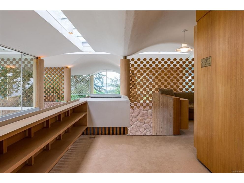 Sale of first home designed by acclaimed Canadian modernist, Arthur ...