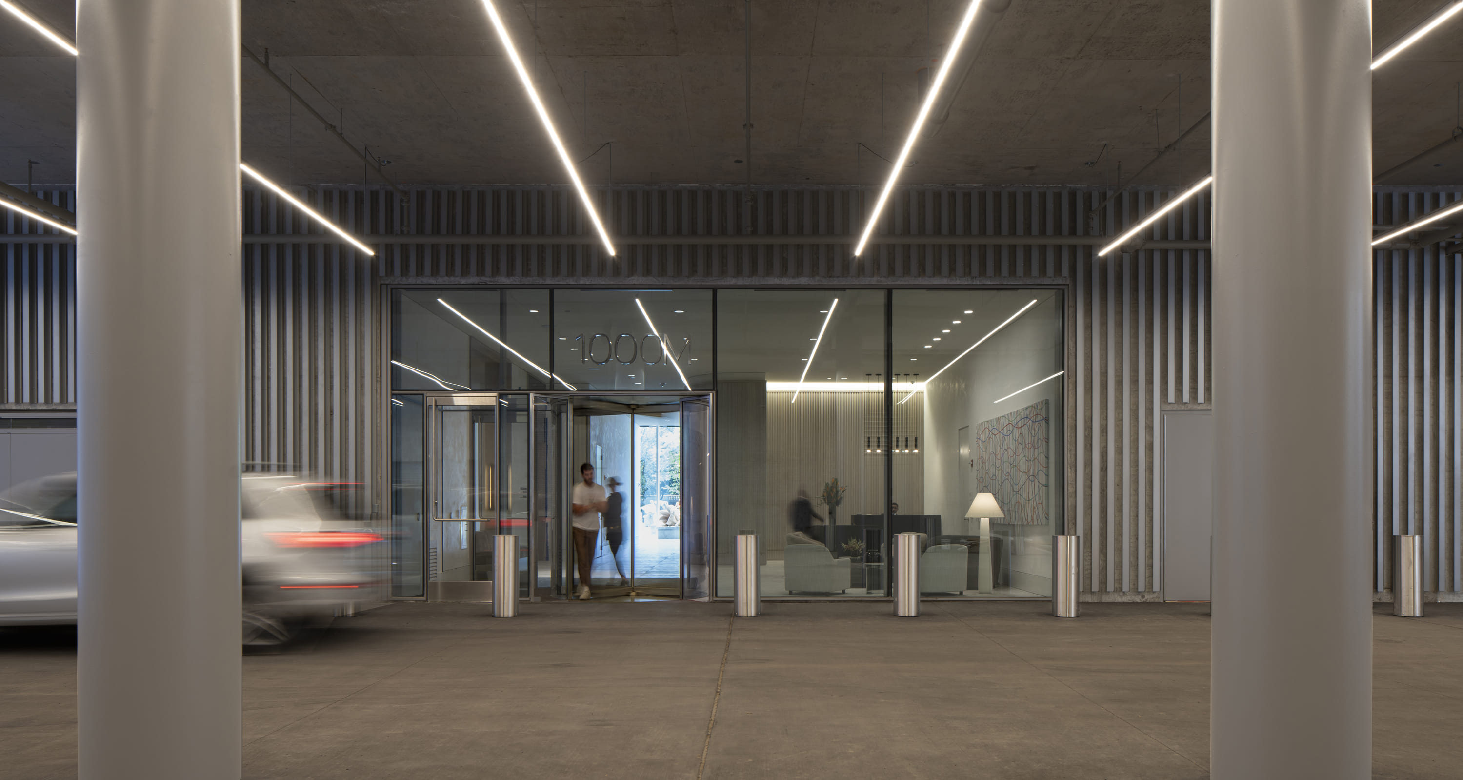 One of Helmut Jahn's final designs distinguishes itself on the Chicago ...