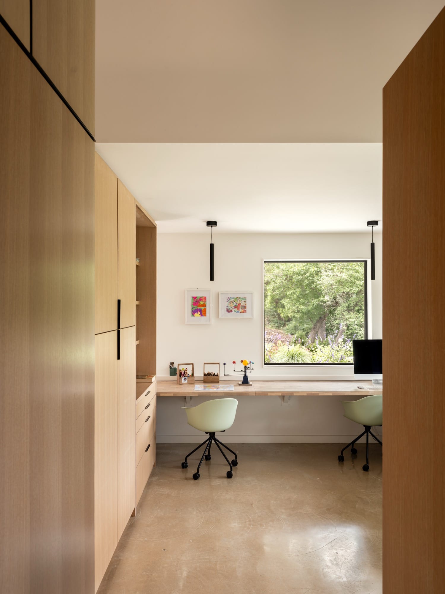 Murray Legge completes sustainable courtyard home that plays on Texas ...