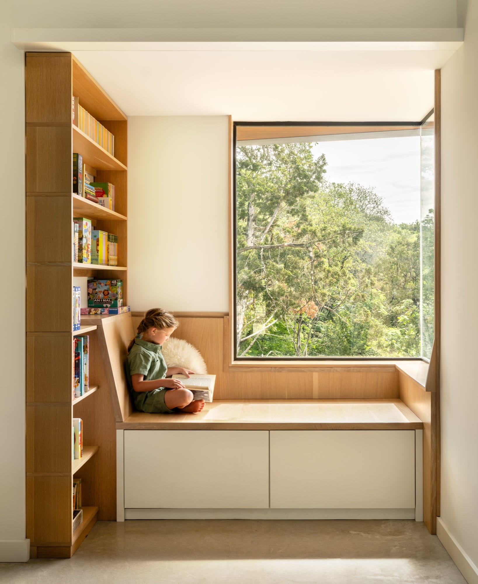 Murray Legge completes sustainable courtyard home that plays on Texas ...