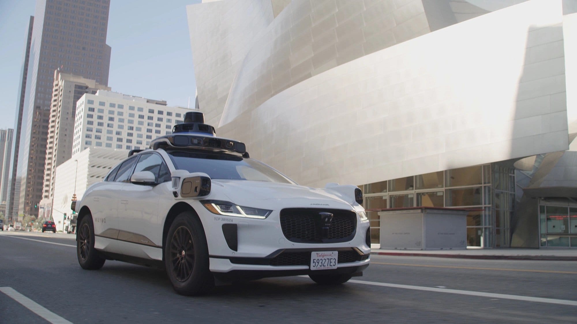 Driverless taxis are about to hit Los Angeles. How will Waymo's impact ...