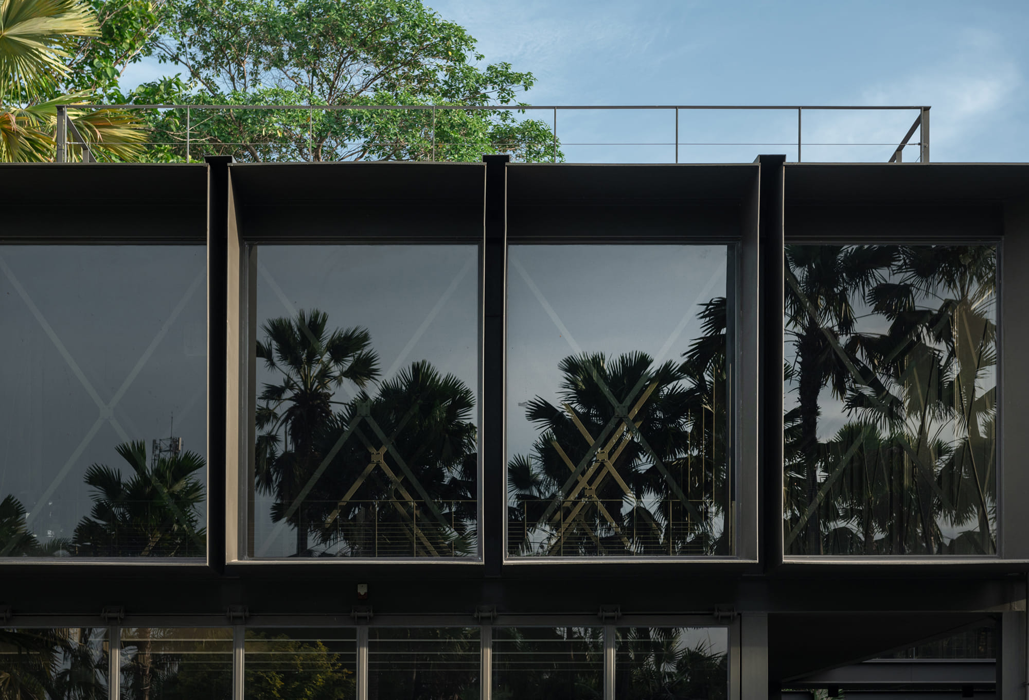 Bull Gallery | Yan Architects | Archinect