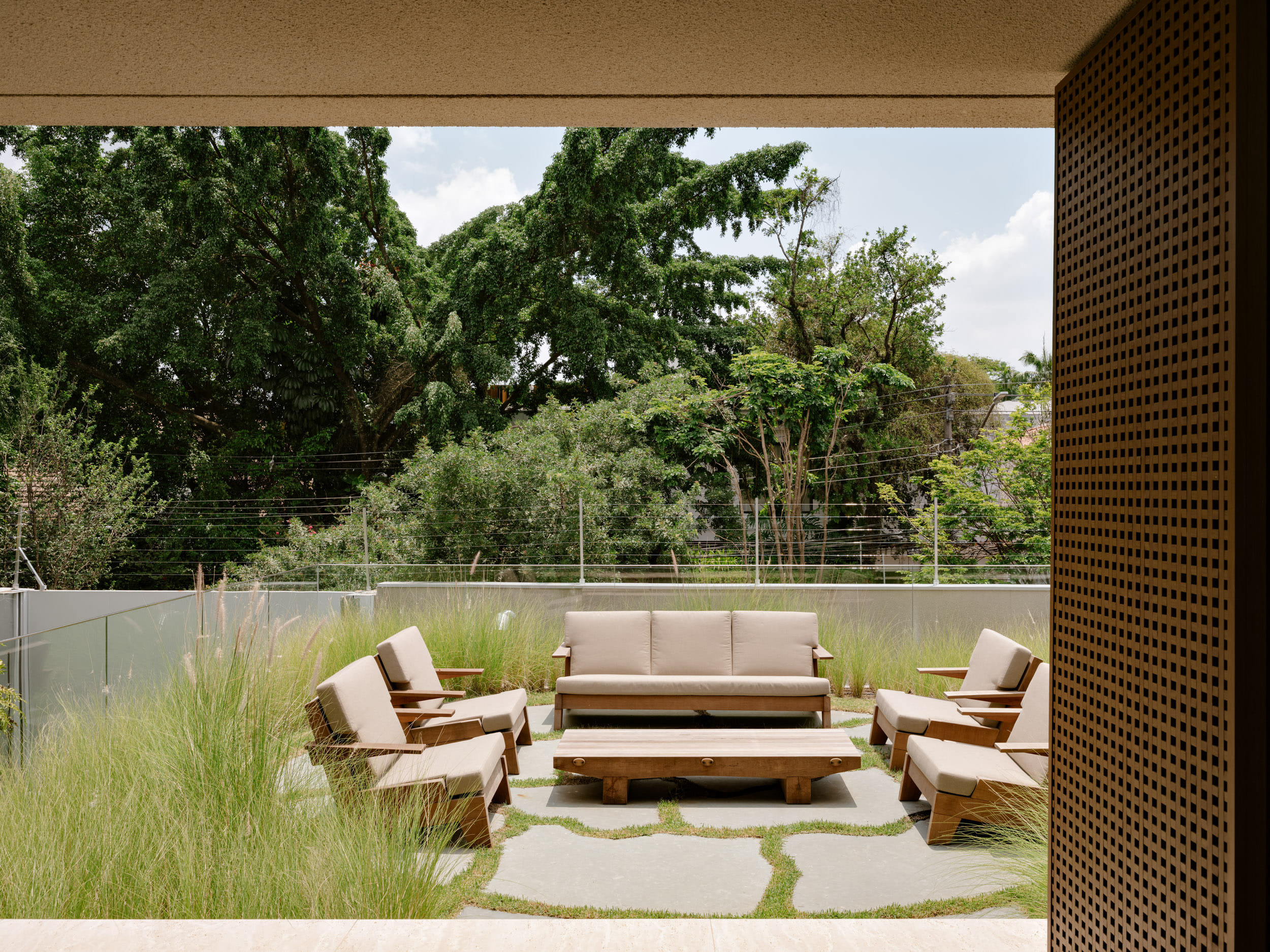 FR House | Meireles + Pavan Arquitetura | Archinect