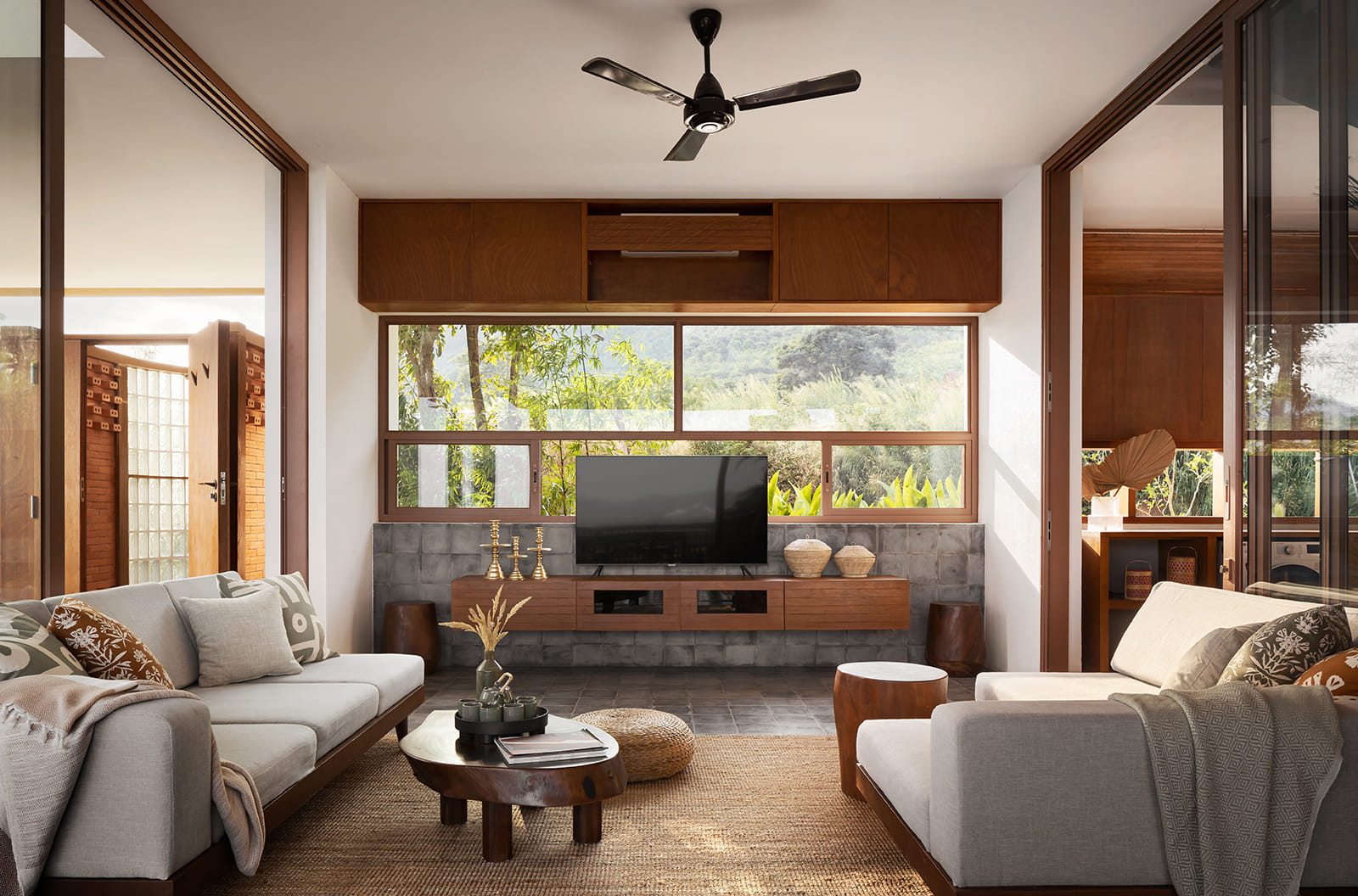 Damnak Soriya | Re : Edge Architecture | Archinect