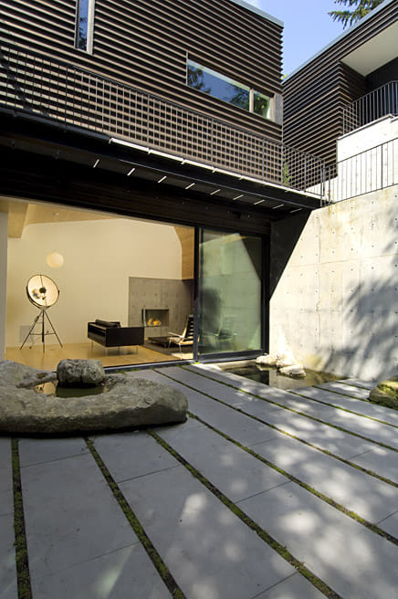 ShowCase: Courtyard House on a Steep Site | Features | Archinect