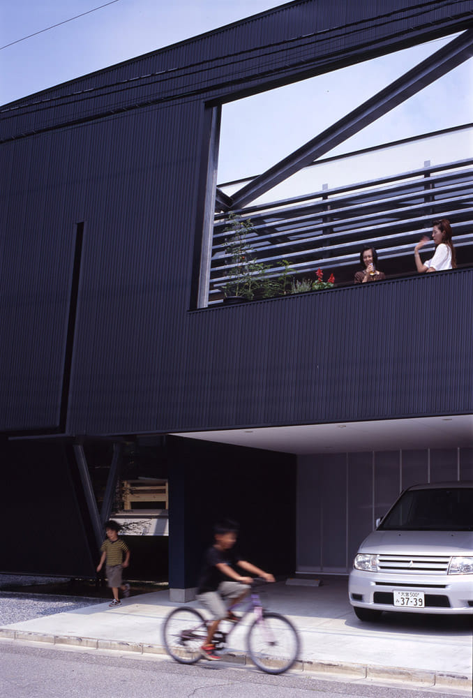 ShowCase: Y-House | Features | Archinect