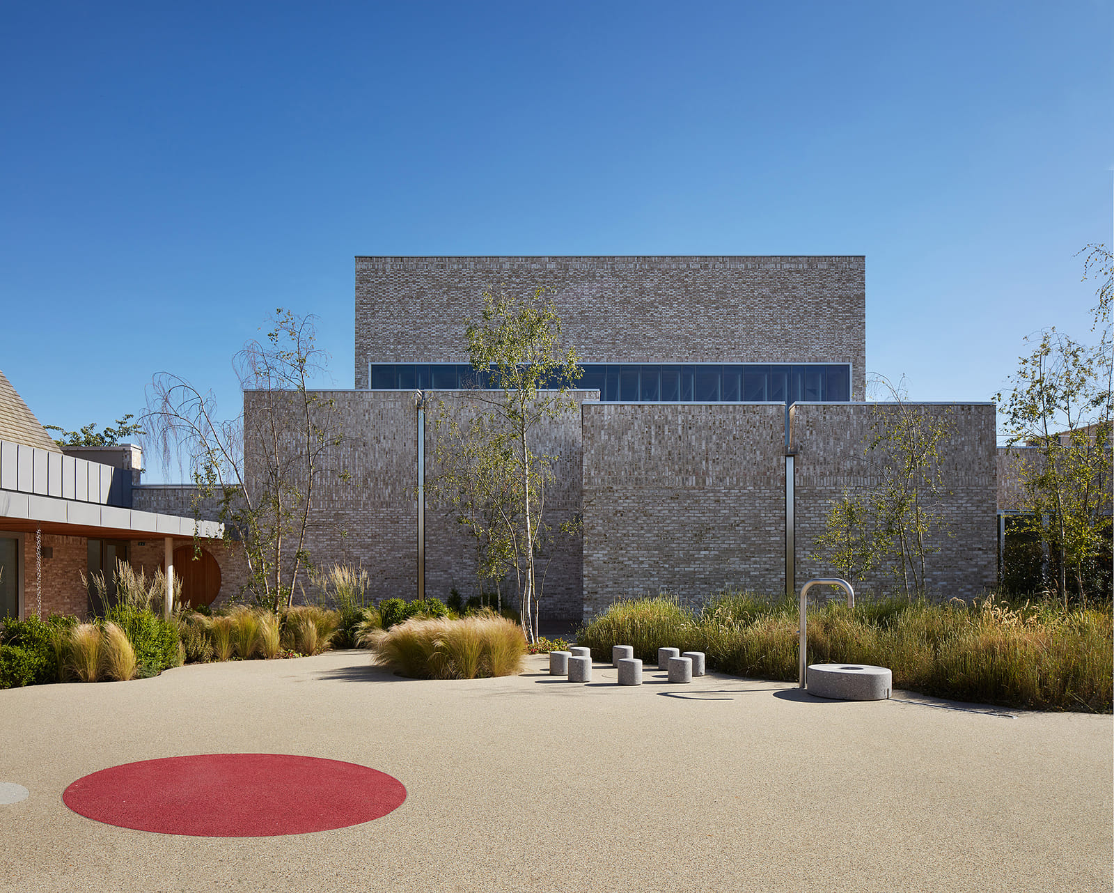 MUMA combines smart details and function in Storey's Field Centre and ...