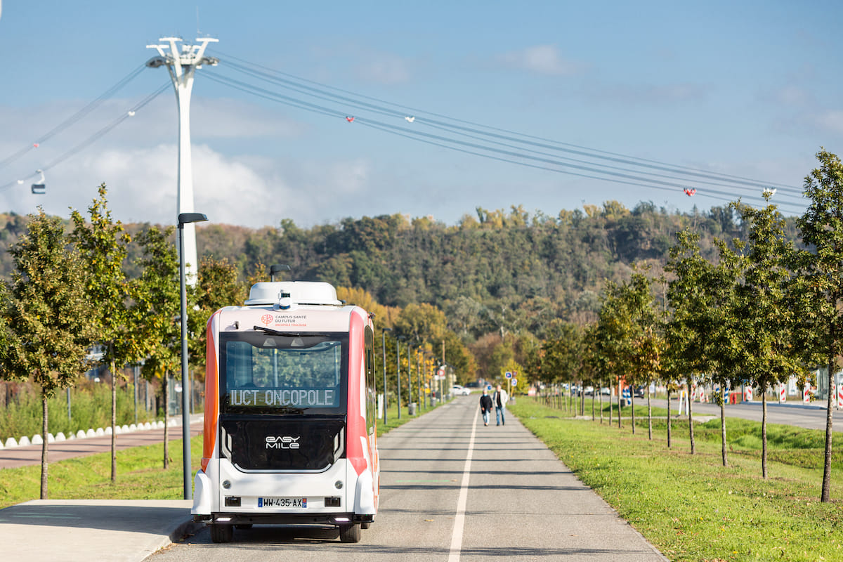Europe's first fully autonomous bus is set to carry passengers in ...