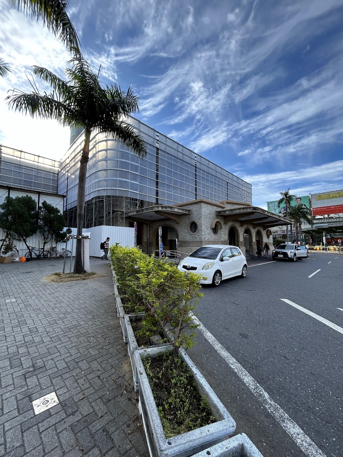 Tainan Train Station Façade | YS SPACEDESIGN | Archinect