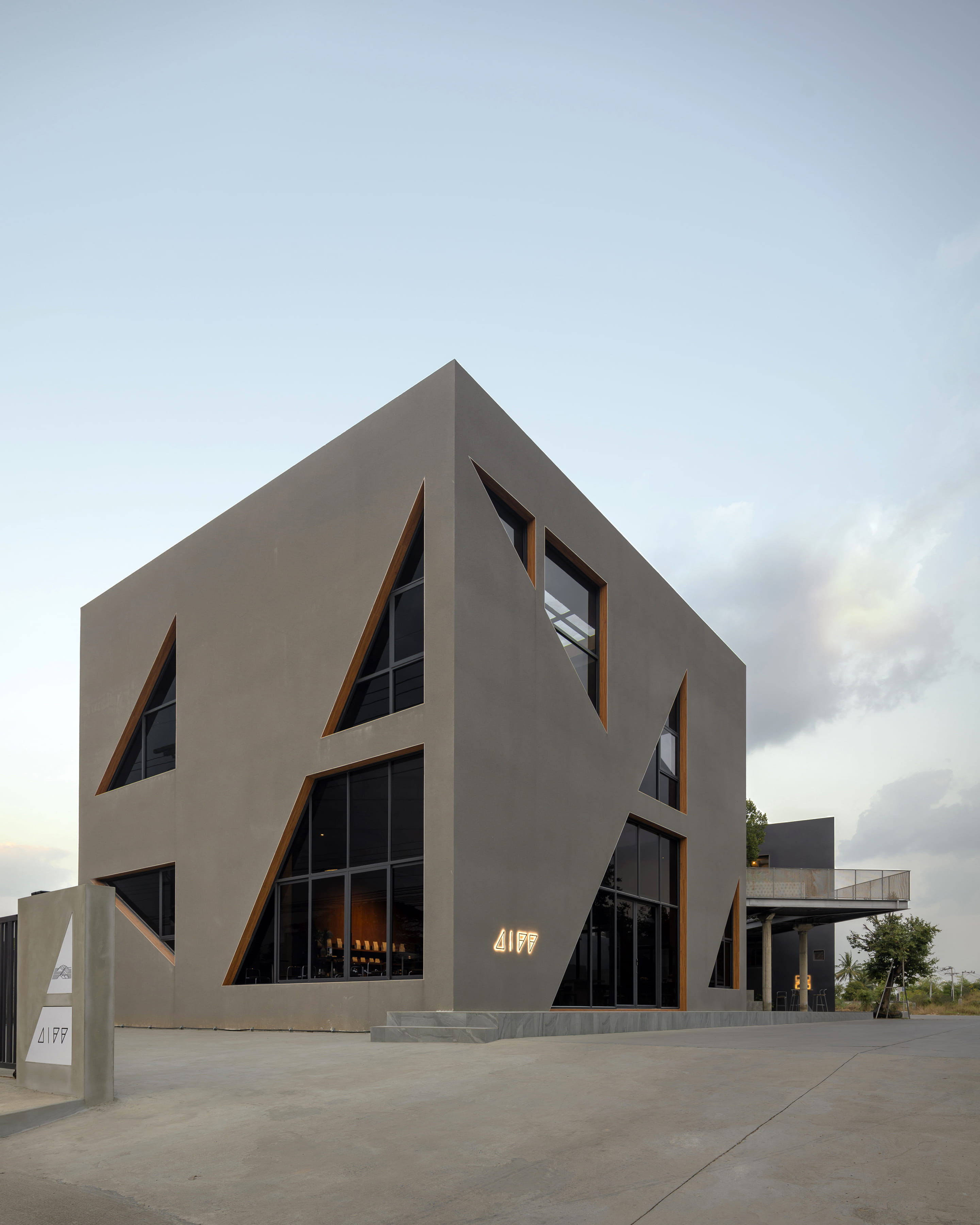 DIFF Coffee Roasters | ASWA (Architectural Studio of Work - Aholic ...