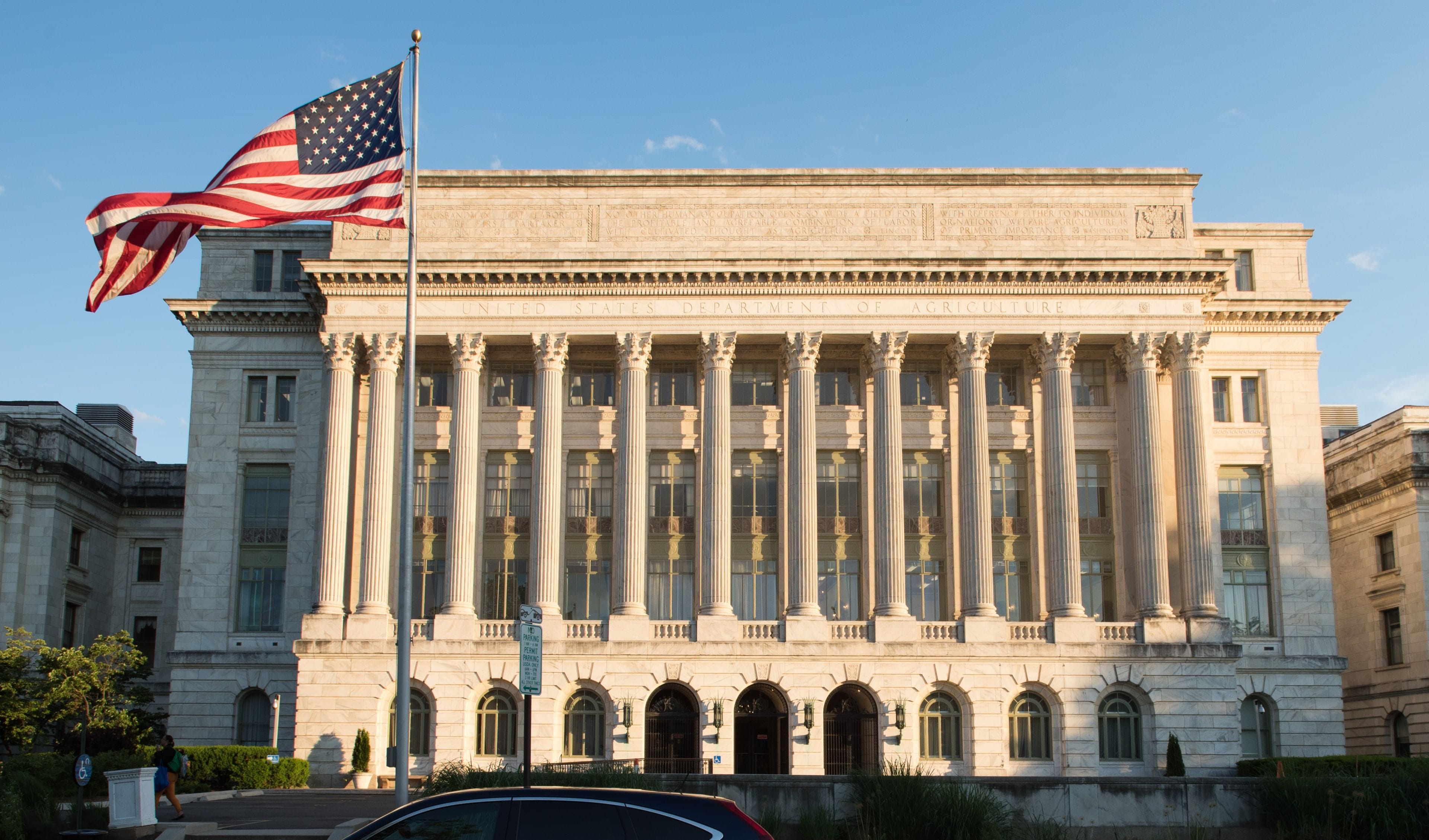 Trump makes classical architecture ‘preferred and default’ for Federal ...