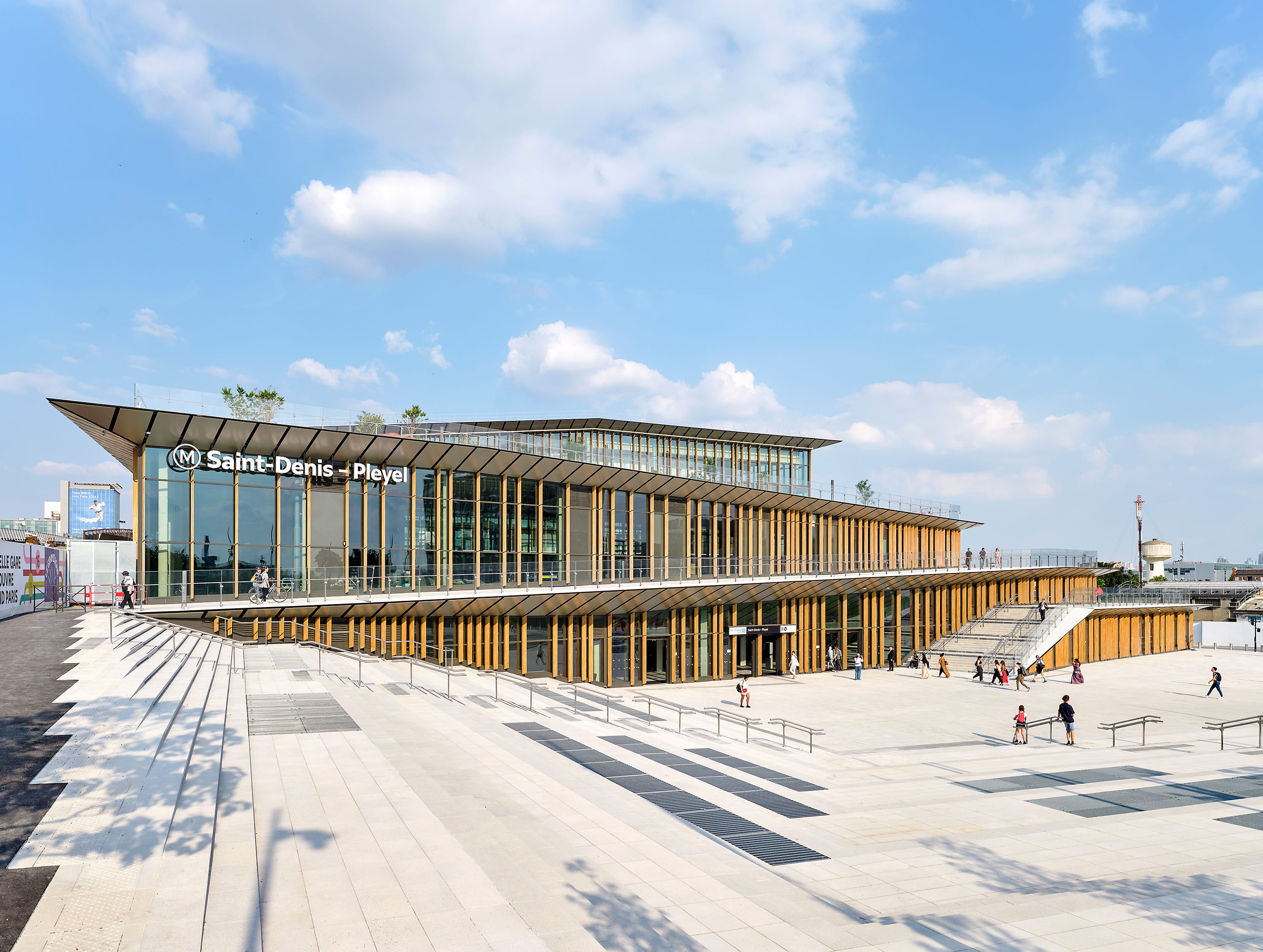 Just in time for the Summer Olympics, Kengo Kuma's Saint-Denis–Pleyel ...