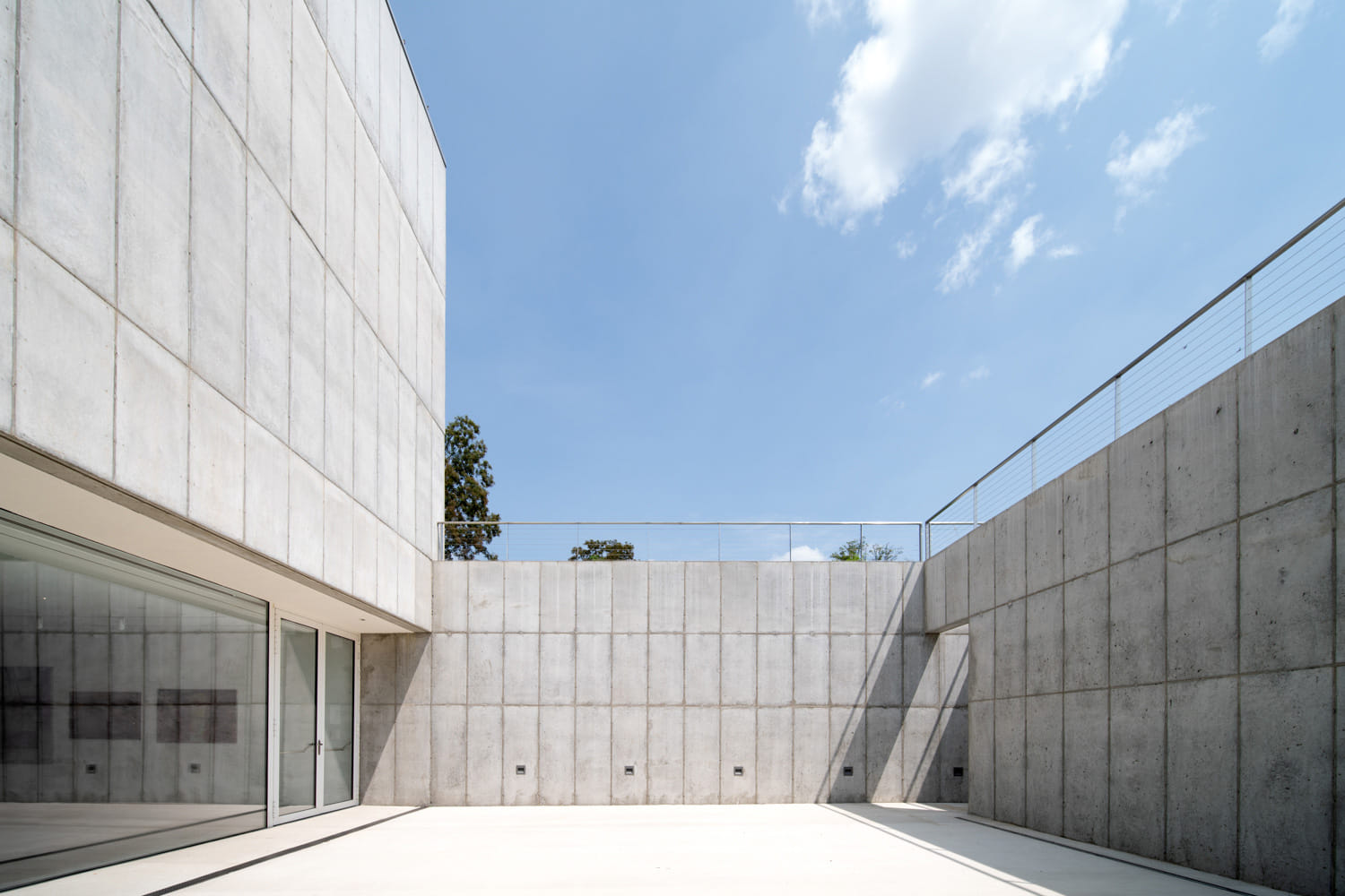 Take a look inside Magazzino Italian Art's new minimalist Robert Olnick ...